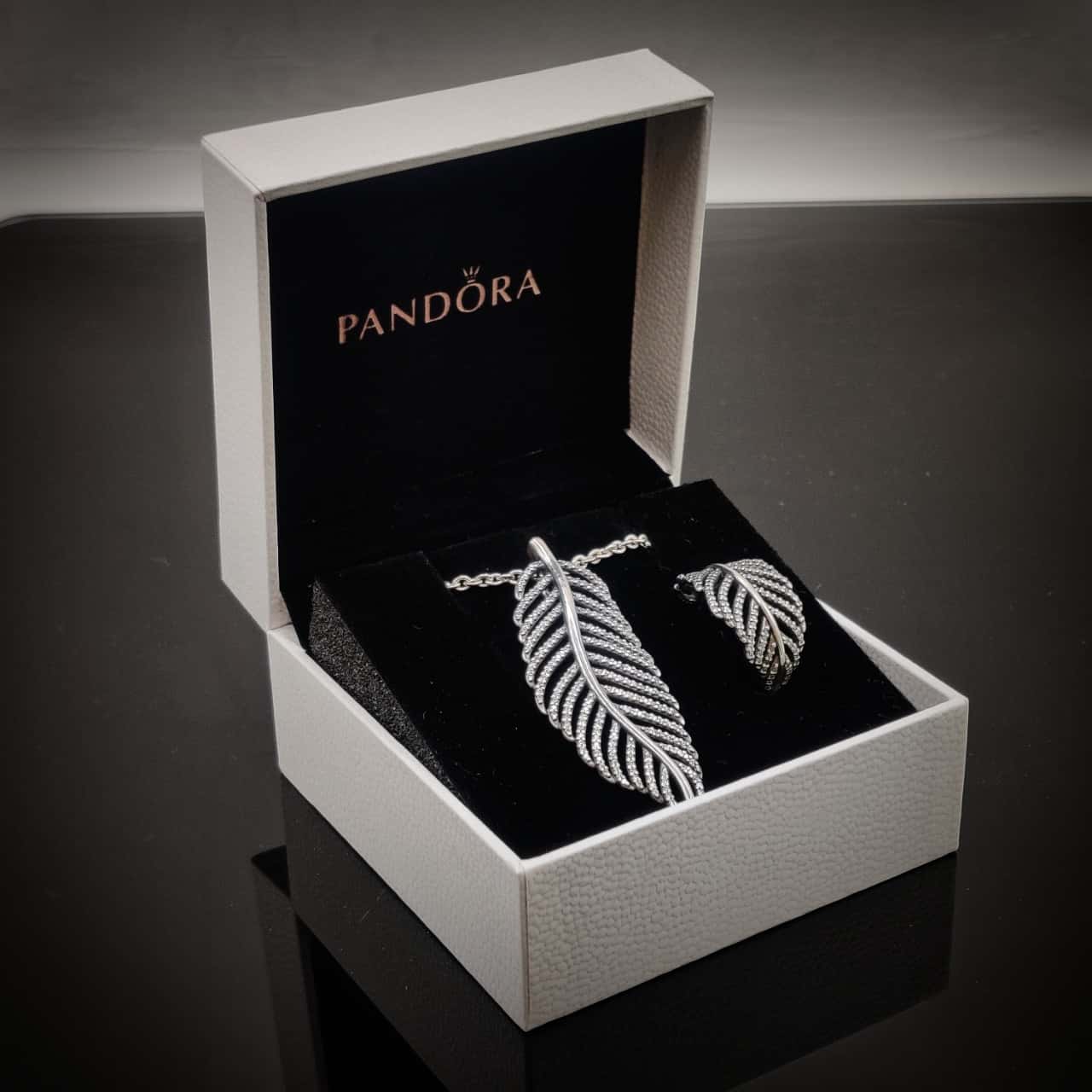 Rare Pandora Micro Bead C.Z. (Light As A Feather Ring (S 925 Ale 52 ...