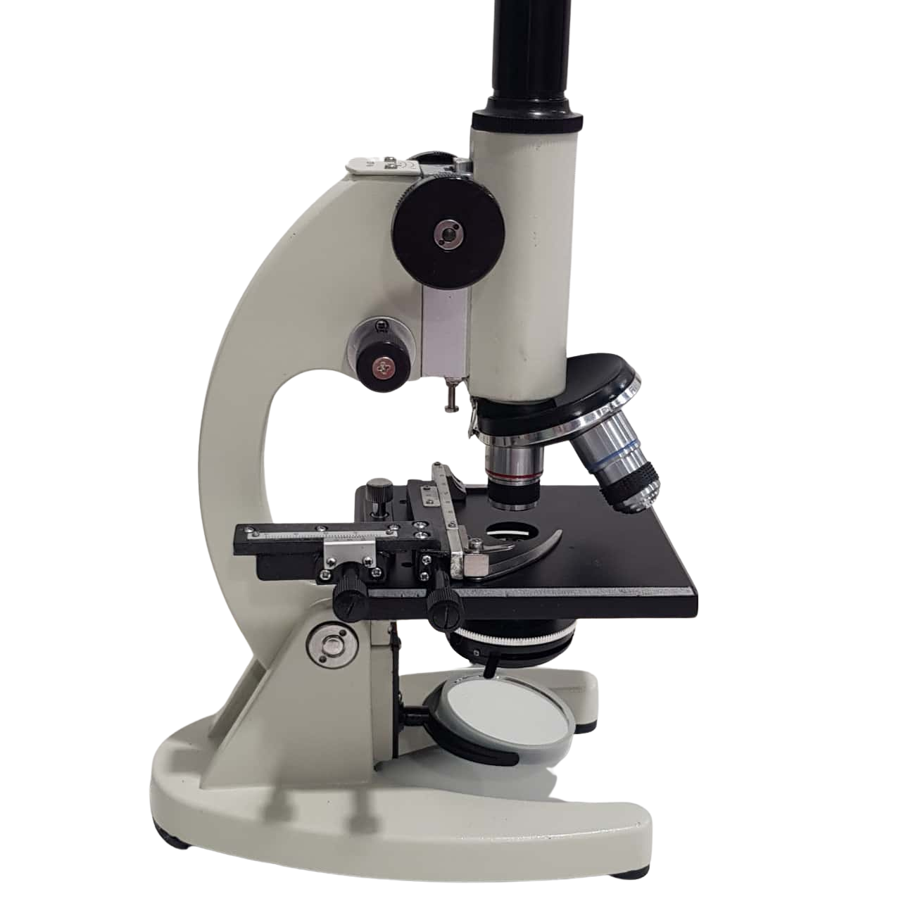 Vintage XPS-16A Microscope. Includes carry case.(s)