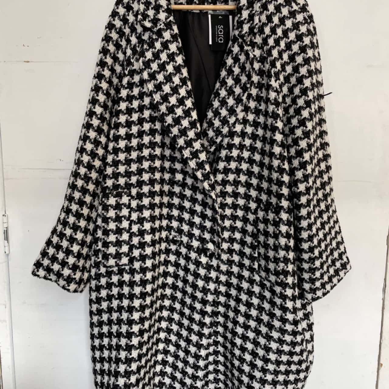 Sara Womens Size 20 Black / Pattern / White coat
