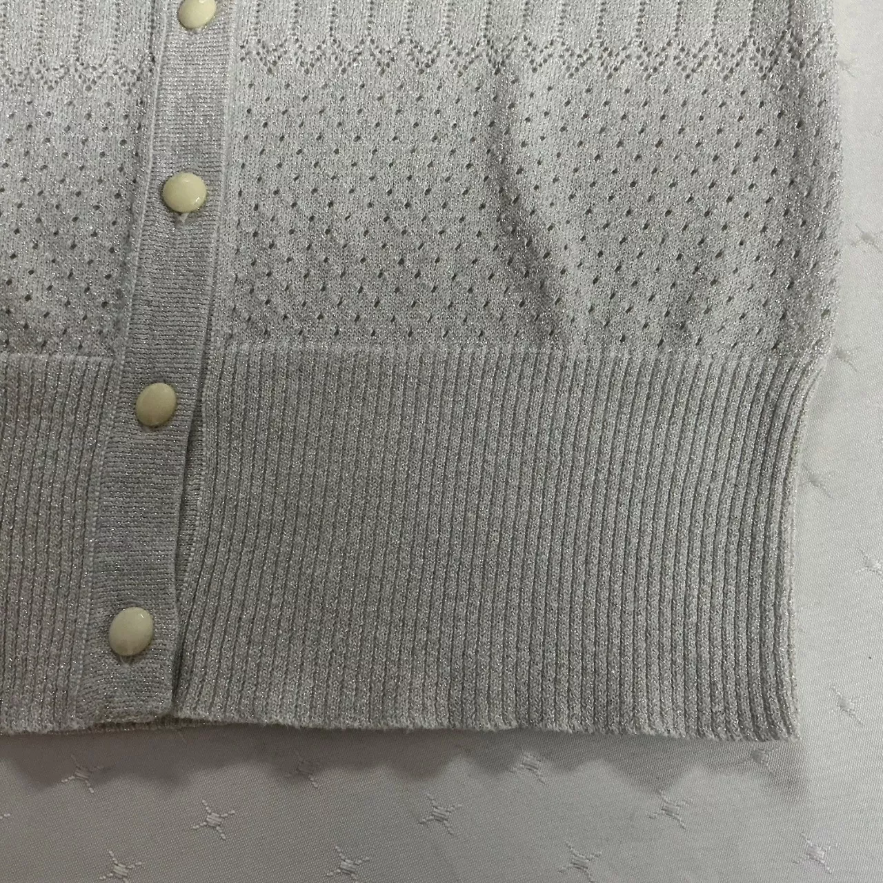 Jeanswest Womens Size M Pale Grey / Silver Metallic Fleck Lacy Pattern ...