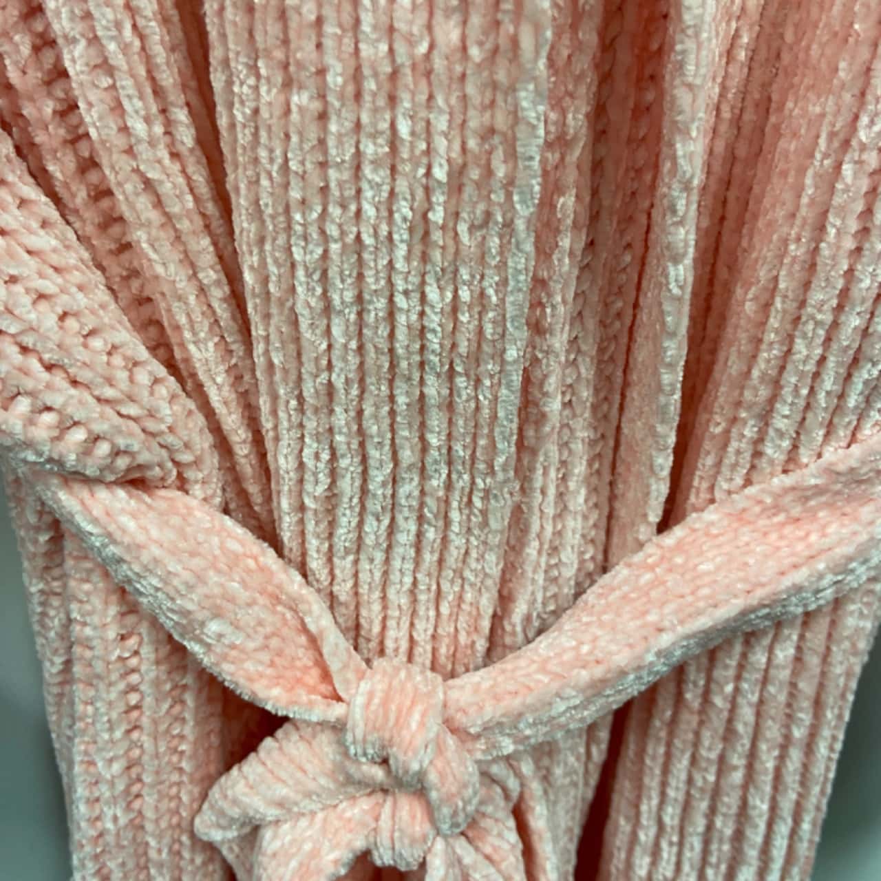 Womens Chloe and Lola Size 10 / 12 Pink chenille type loungewear gown(s)