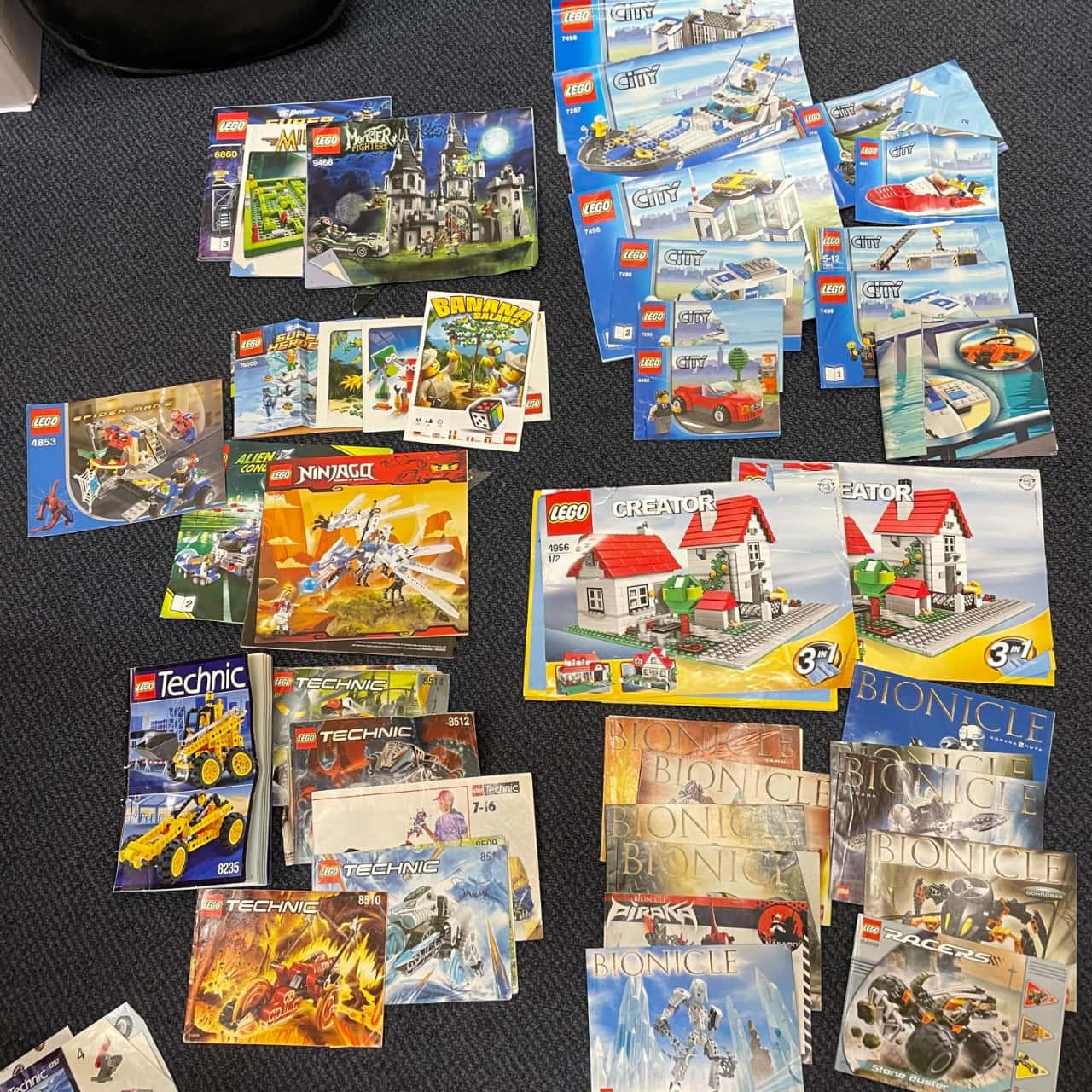Lego building instructions. 30+ sets of instructions to different sets.