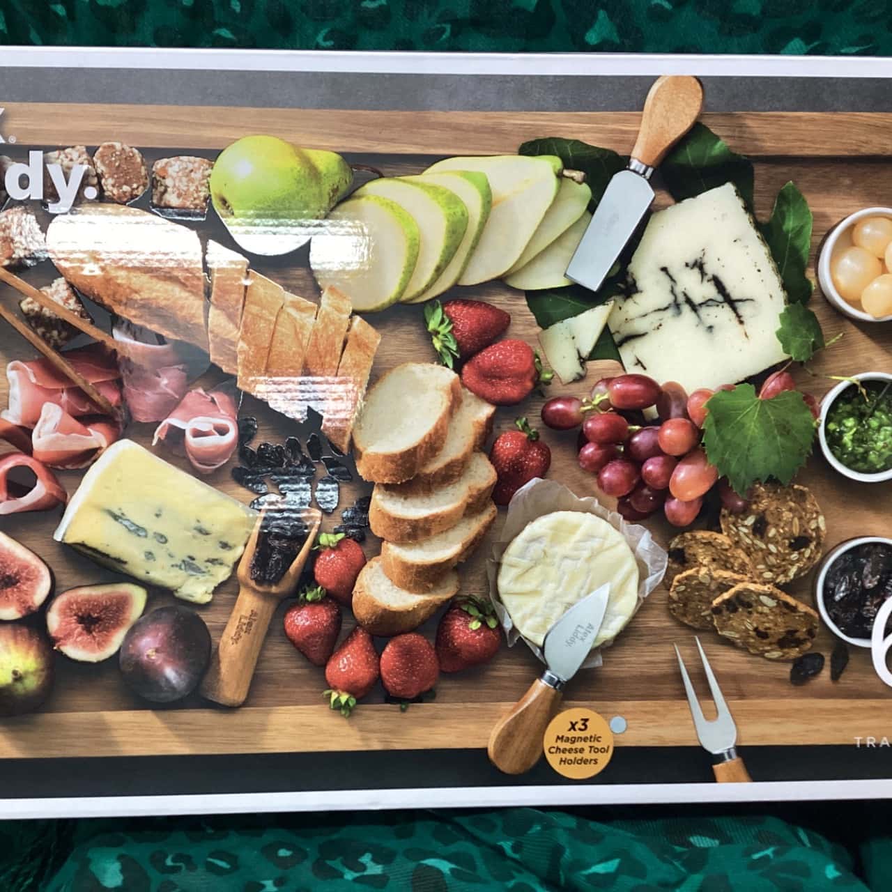 Alex Liddy Serving Set