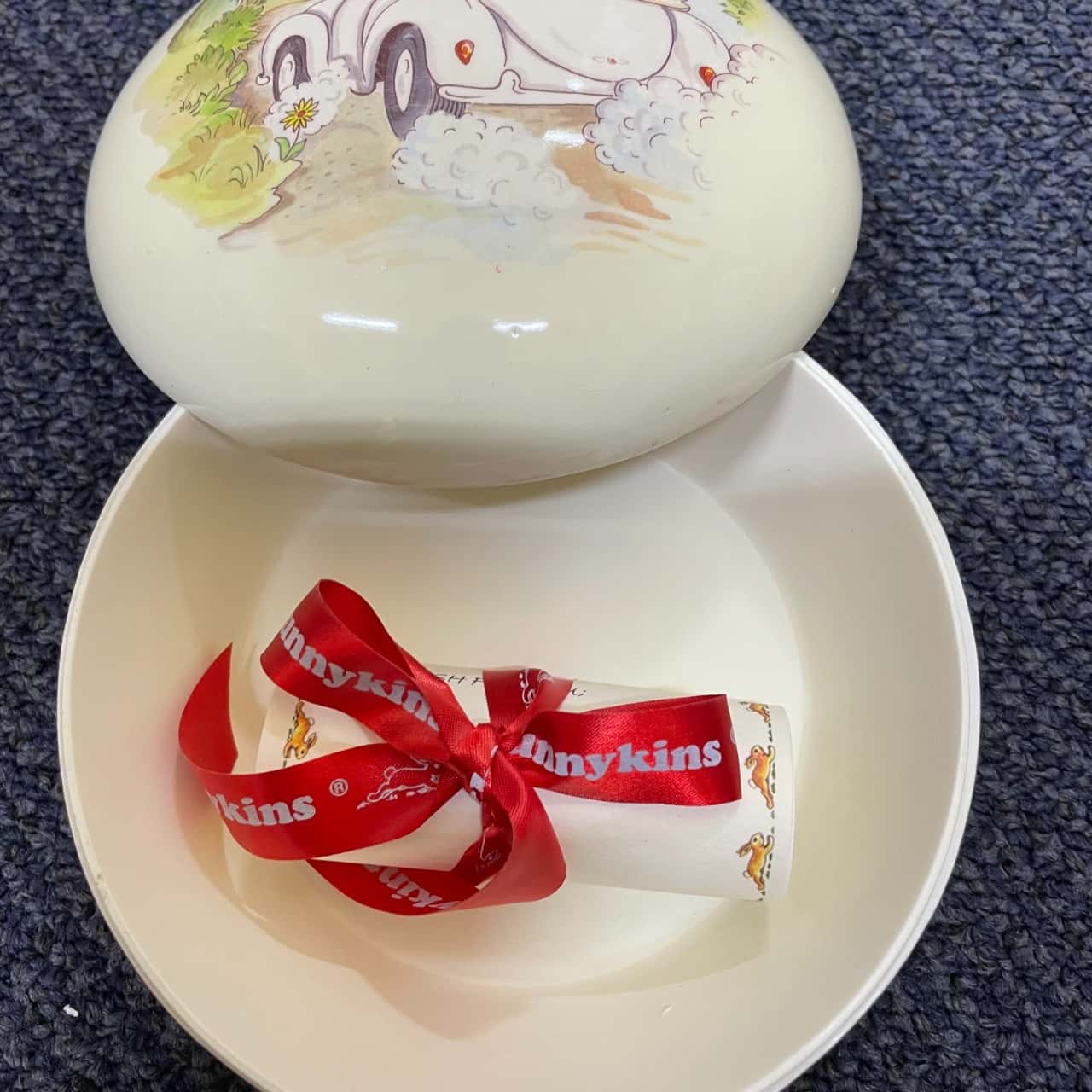 Bunnykins Wishing pot (Royal Doulton)(s)