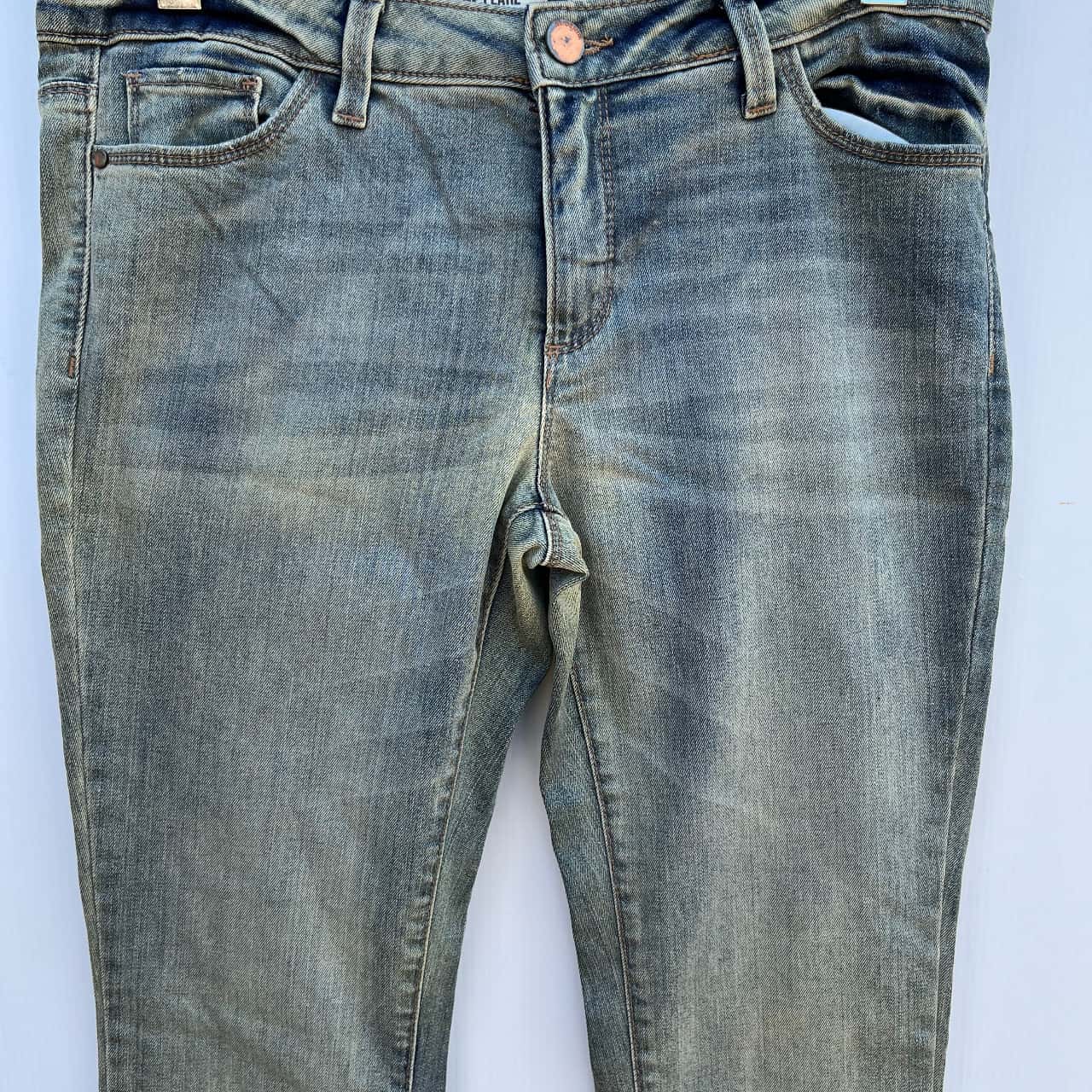 ReFlare Brand Womens Size 12 Distressed Flared Jeans(s)