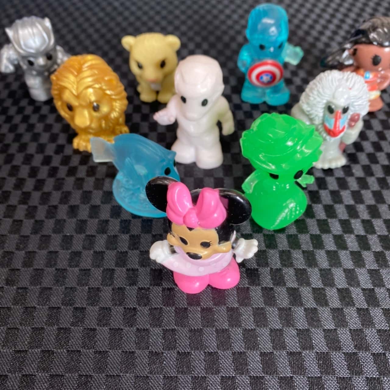 Pack of 10 Assorted Ooshies(s)