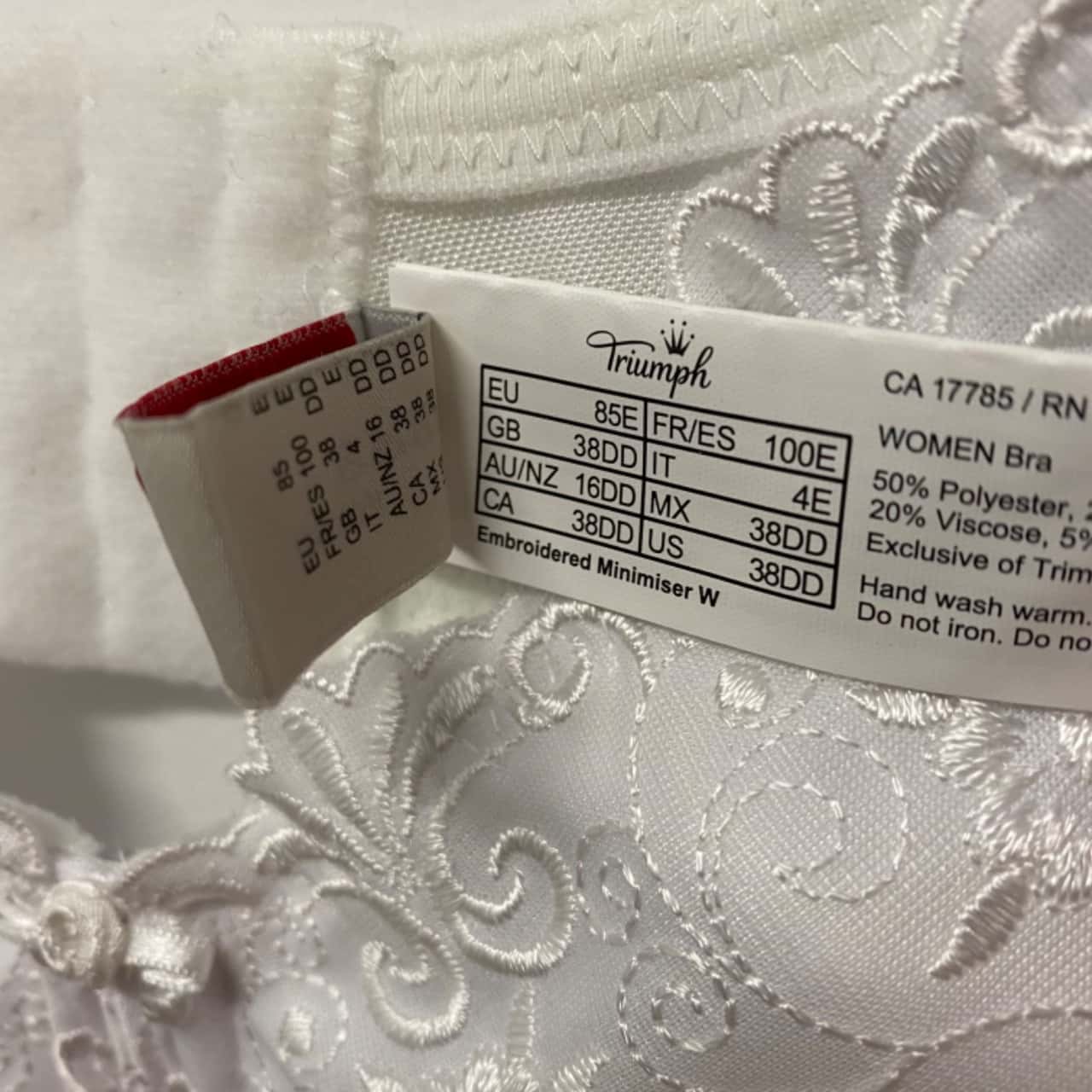 Triumph Womens Minimiser Size 16DD White (s)