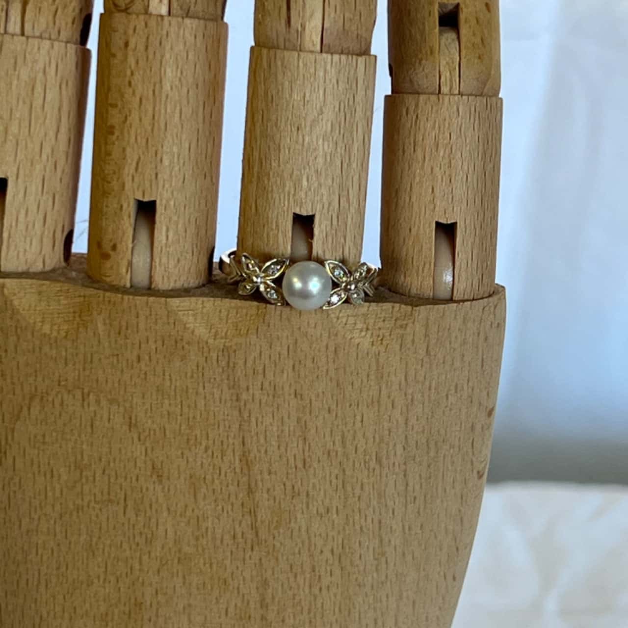 Silver 925 Avon Pearl Ring