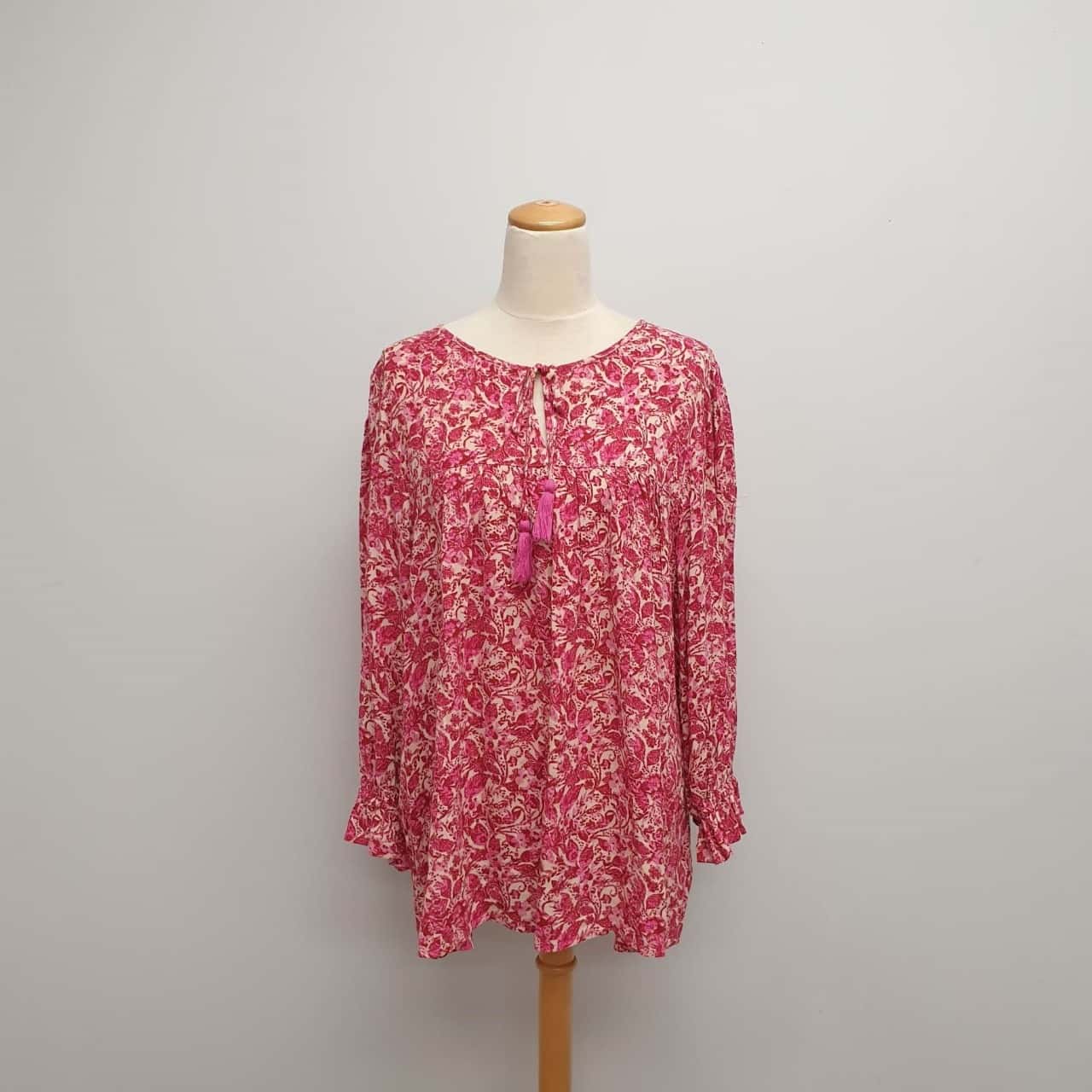 Suzannagray Pinky Red Floral Tie Neck Blouse With Tassel Tie Detail ...