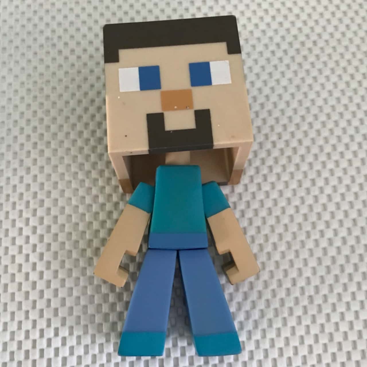 2 Minecraft Steve Vinyl Shelf Buddies