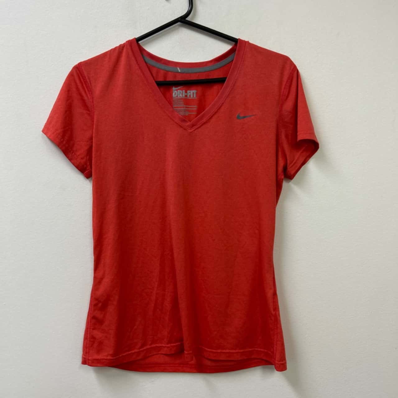 Nike Dri fit Womens Size M Red (s)