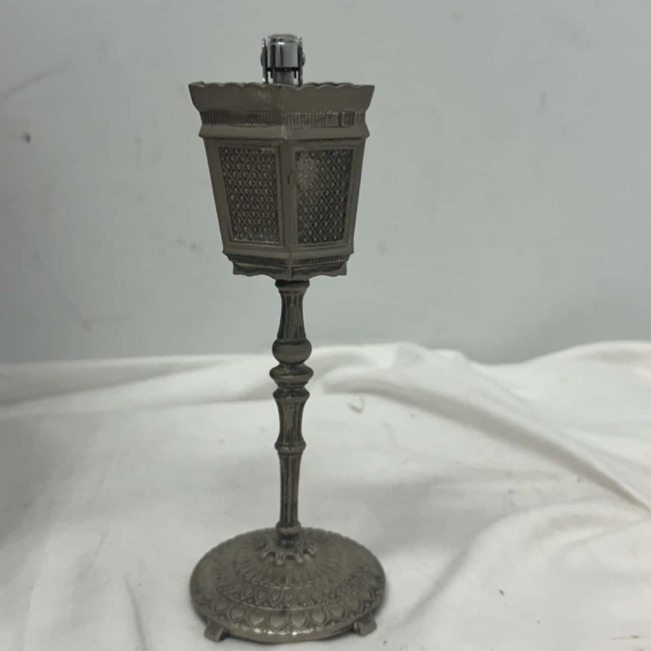 Vintage Table Cigarette Lighter Silver(s)