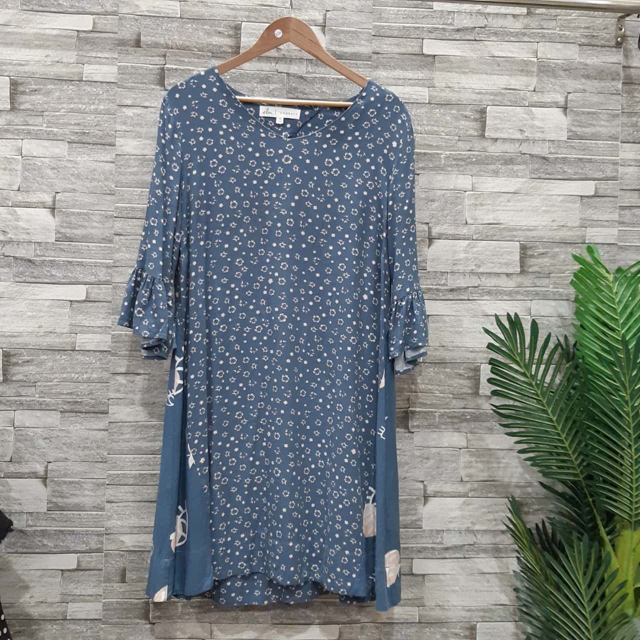 Elm Embrace Womens Size 12 Midi Dress Floral