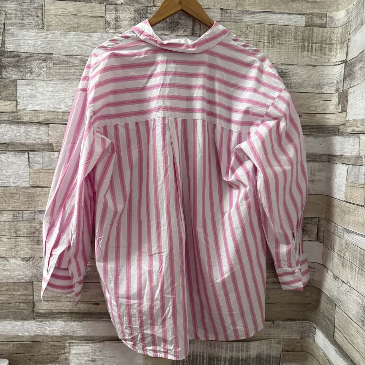 BNWT Decjuba Pia Oversized Shirt - Size XXS