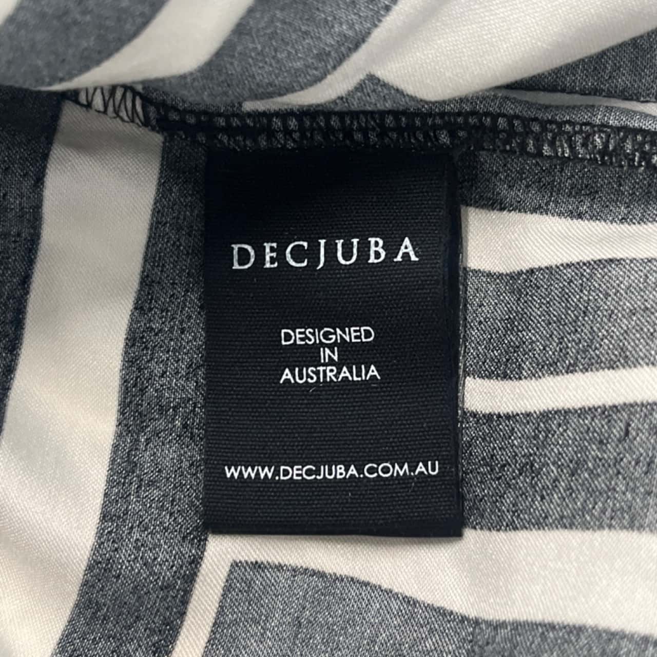 Decjuba Black and White twin set. Size S (s)