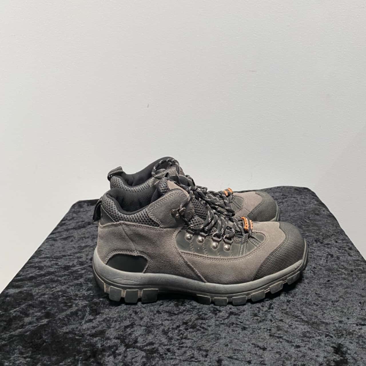 Benchmark Mens Safety Shoes(s)