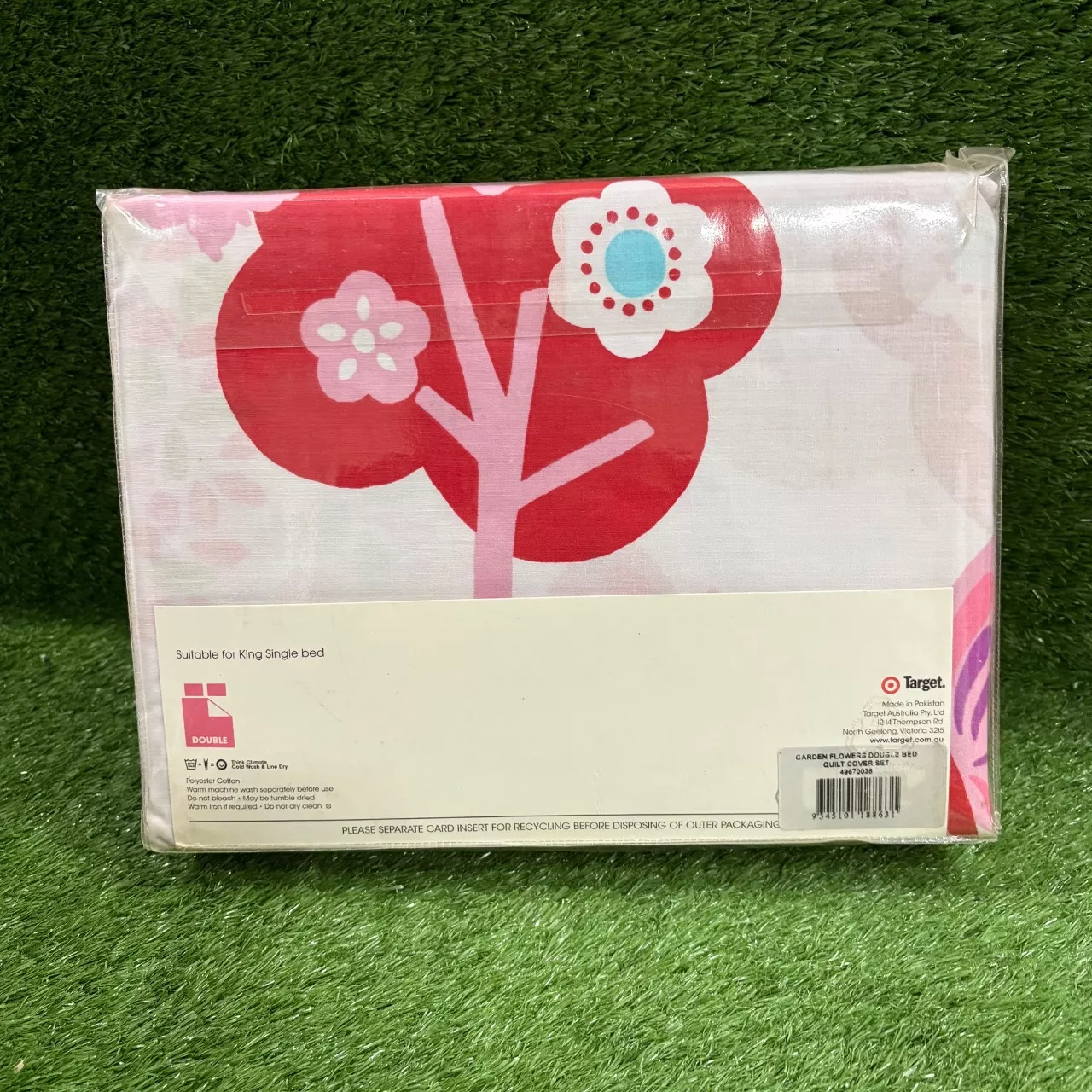 Garden Flowers Double Bed Quilt Set (New) - New With Tags | Salvos Stores