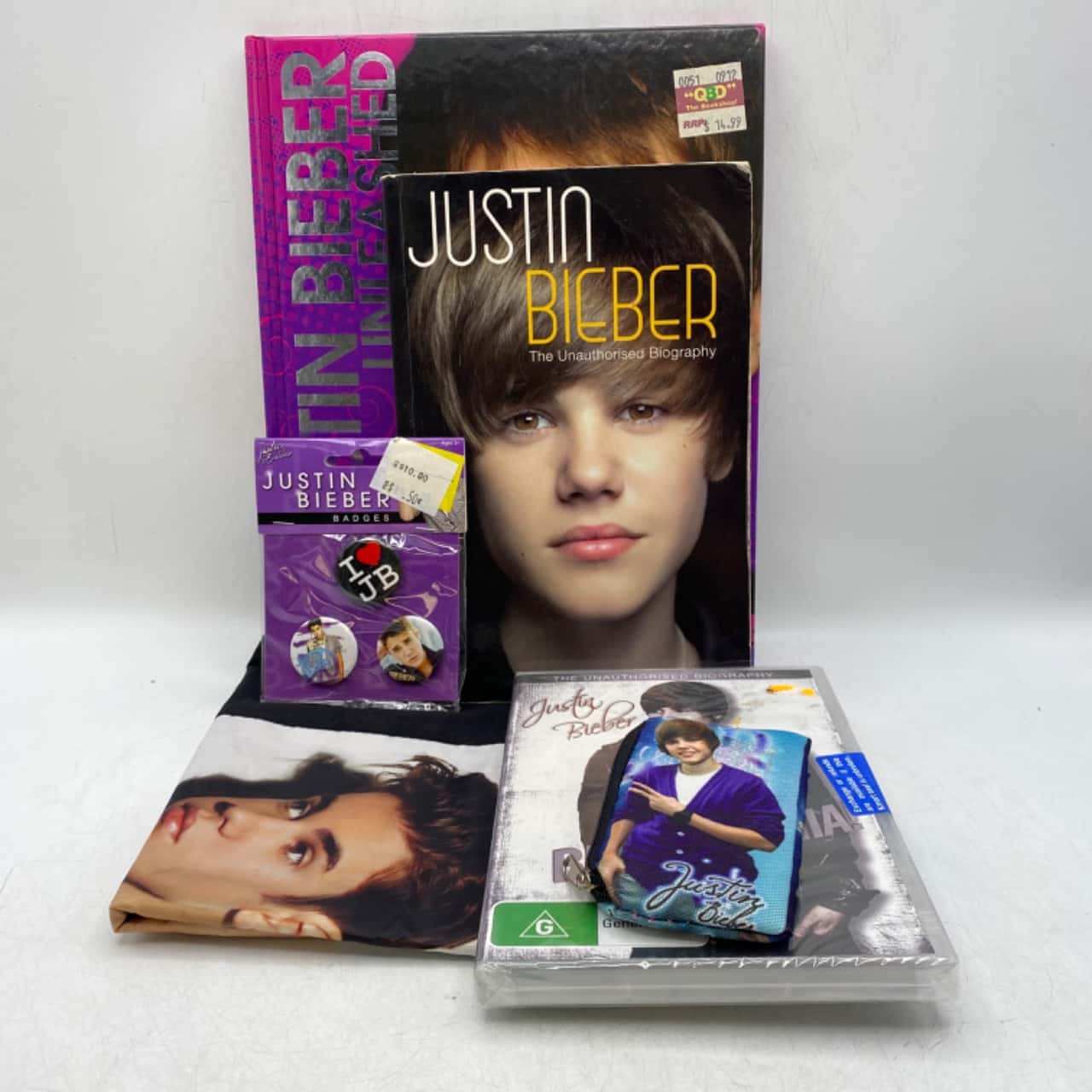 Justin Bieber The Unauthorised Biography Bundle (Includes Coin Purse, 3 ...