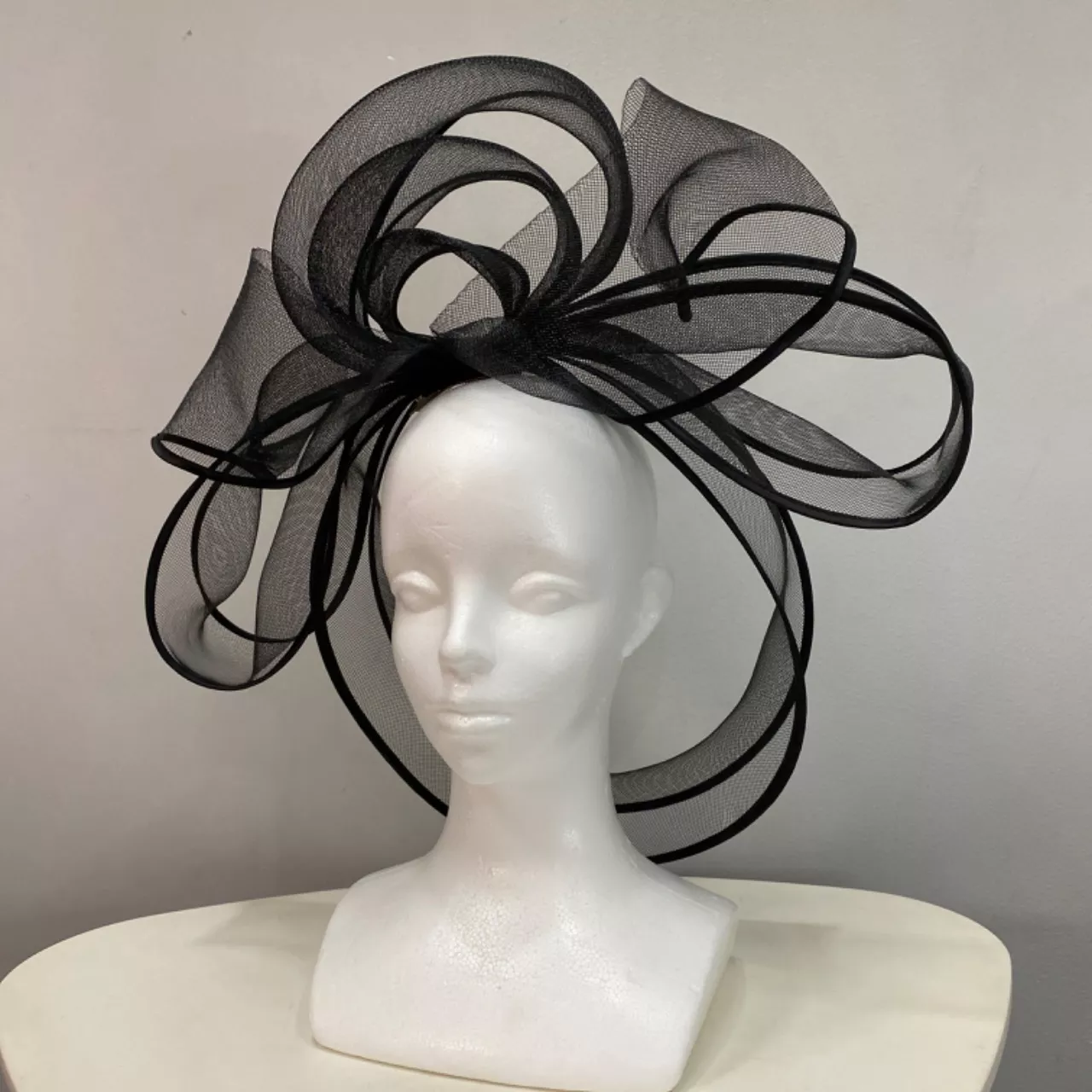 Womens Large Mesh Black Headpiece/Fascinator (s) - Used Very Good ...