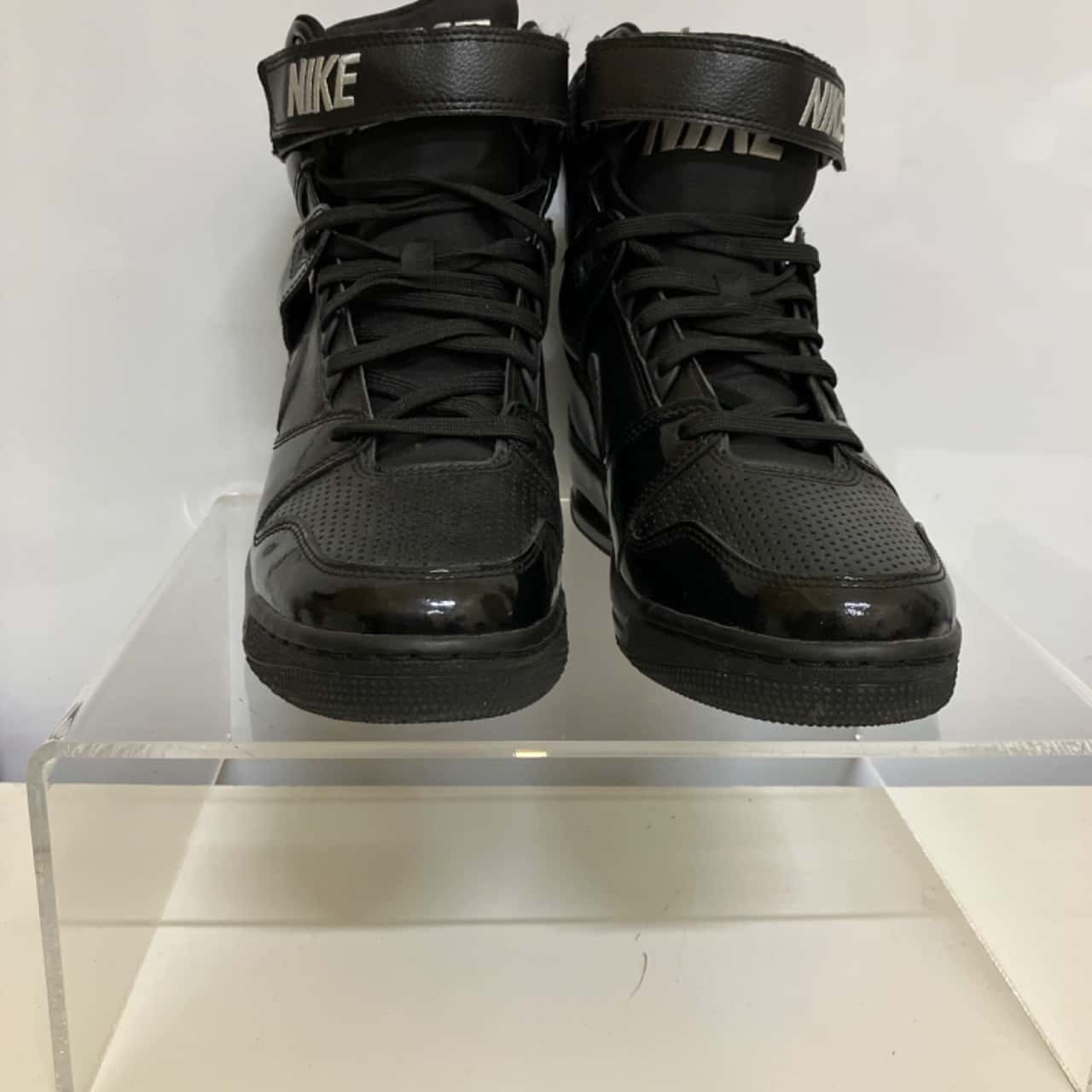 Nike Womens Size 9 Black