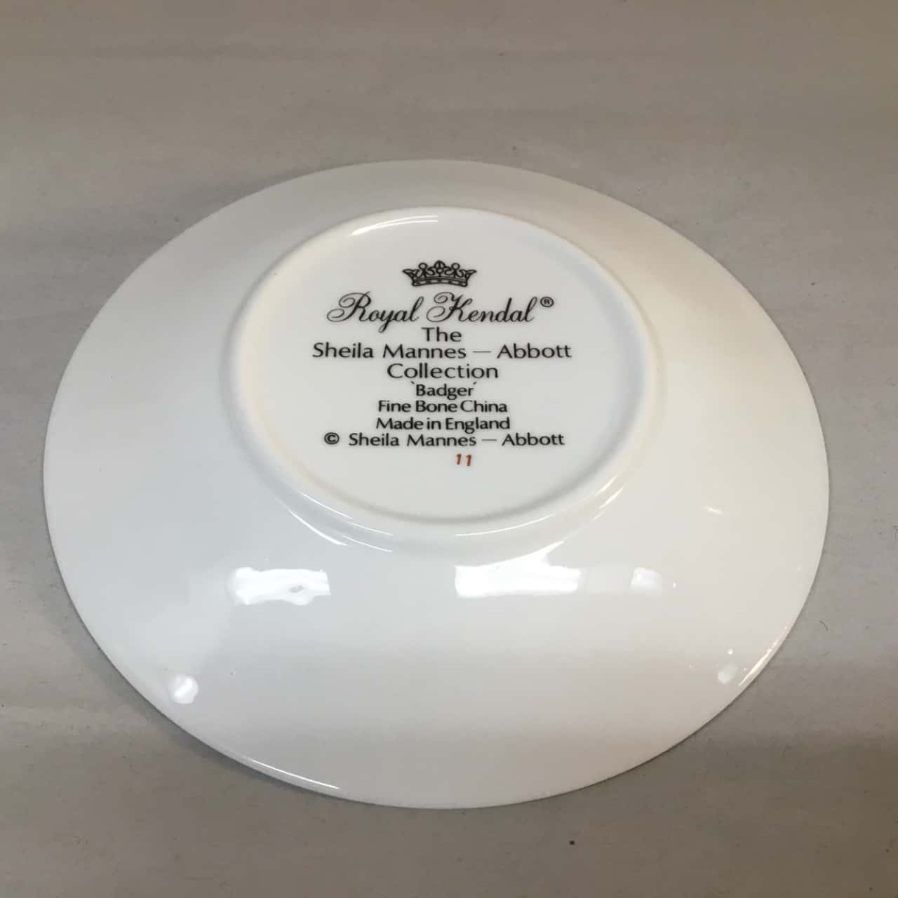 Royal Kendall The Sheila Mannes -Abbott Collection Plate Approx 12cm Dia