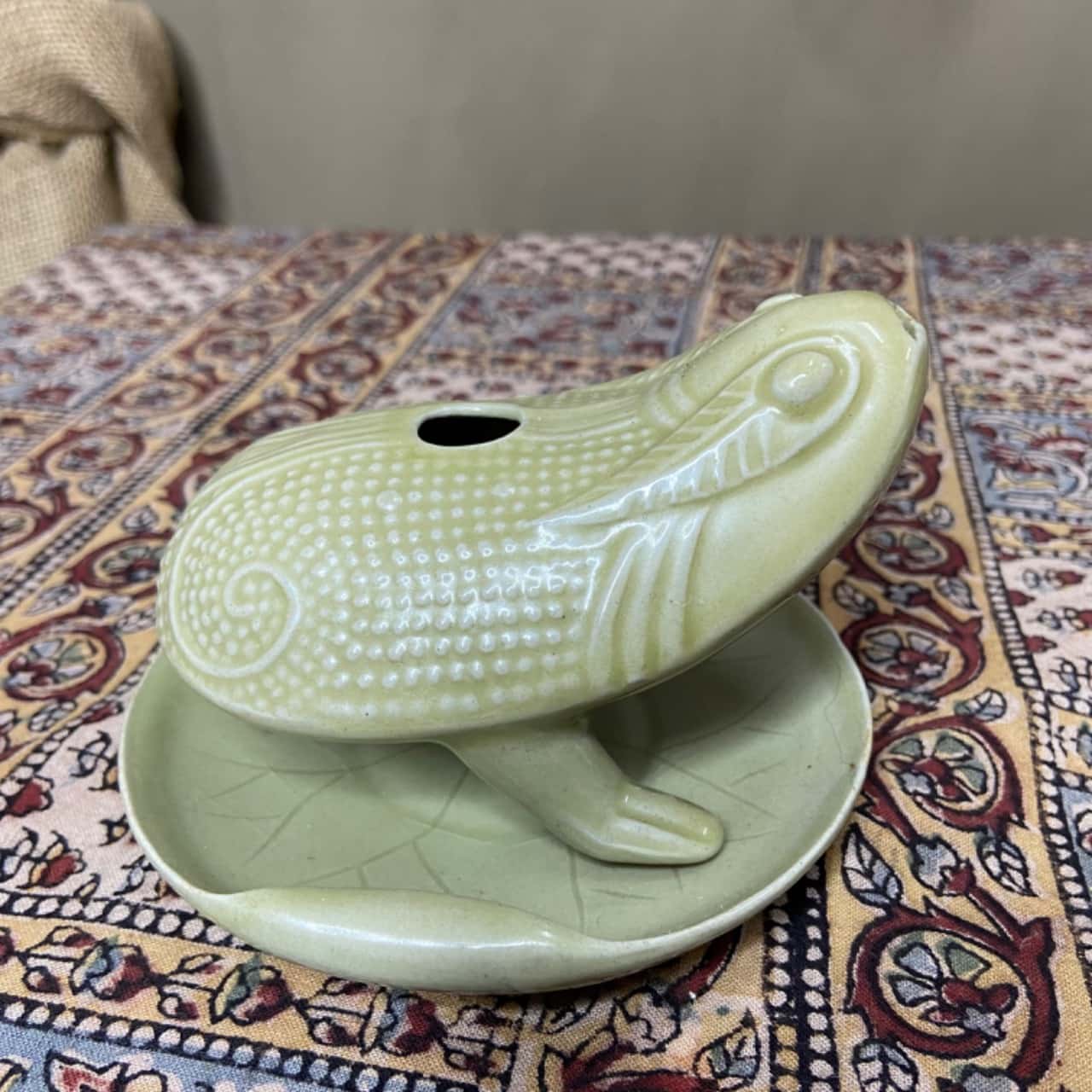 Vintage Chinese Celadon Porcelain Frog/Toad Water Drip