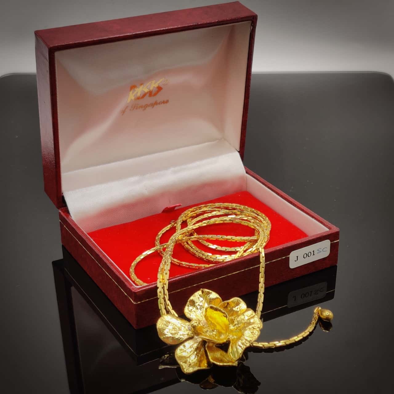 Vintage RISIS Singapore Gold Plated On Gold Plated Sliding 98cm Chain(s)