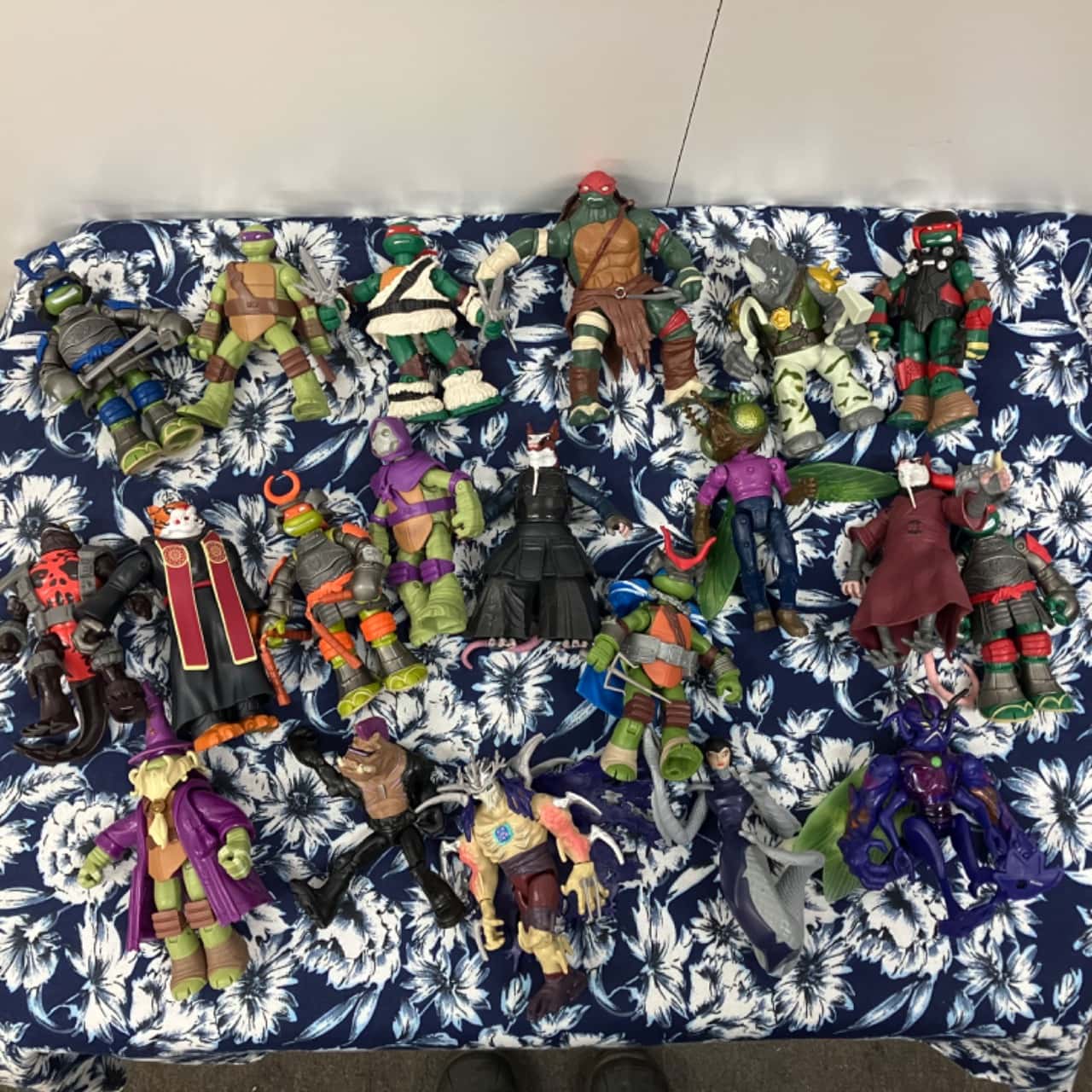Teenage Mutants Ninja Turtles Moveable* Figures(s)