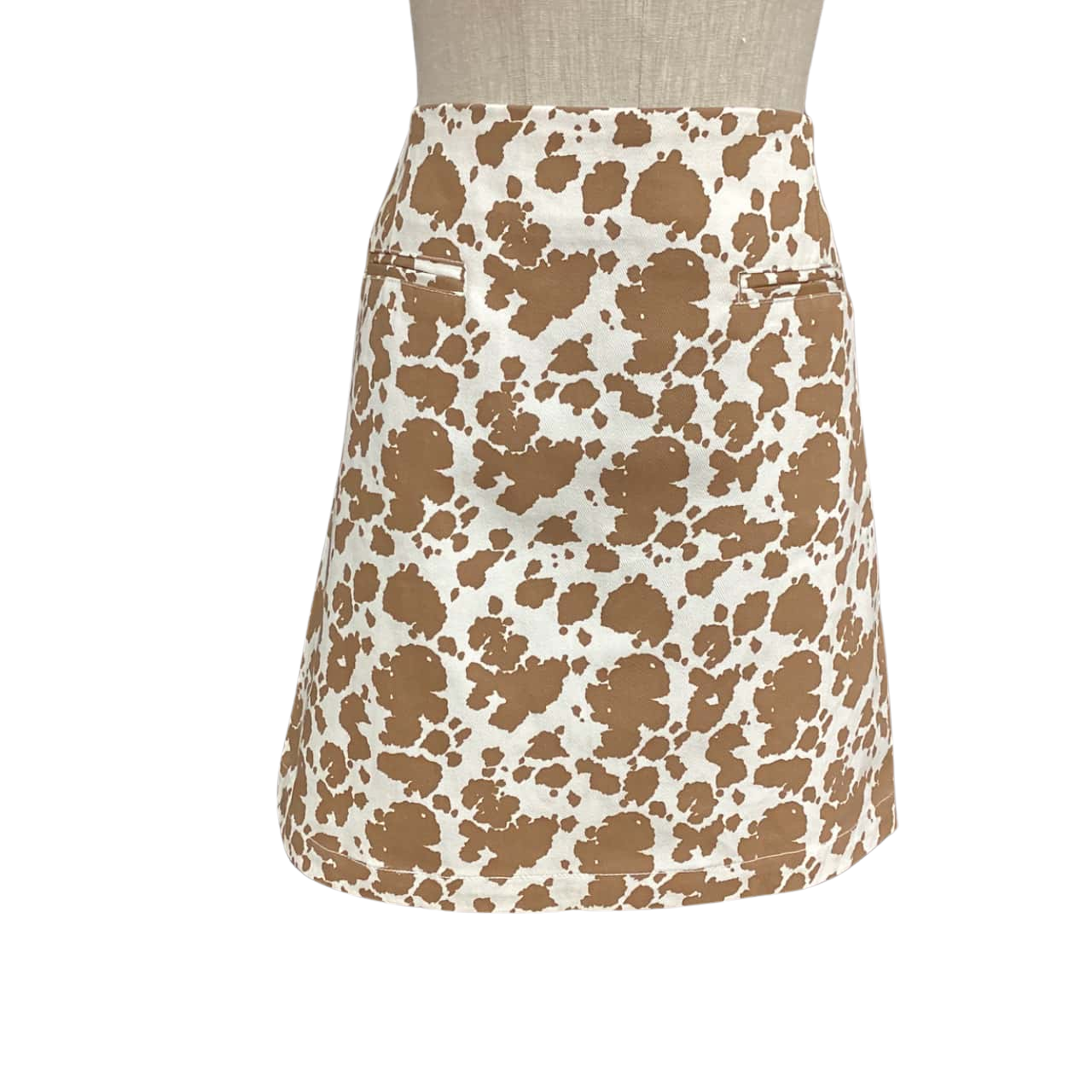 Emma Mulholland on Holiday Size XXL Mini Animal print / Brown / White