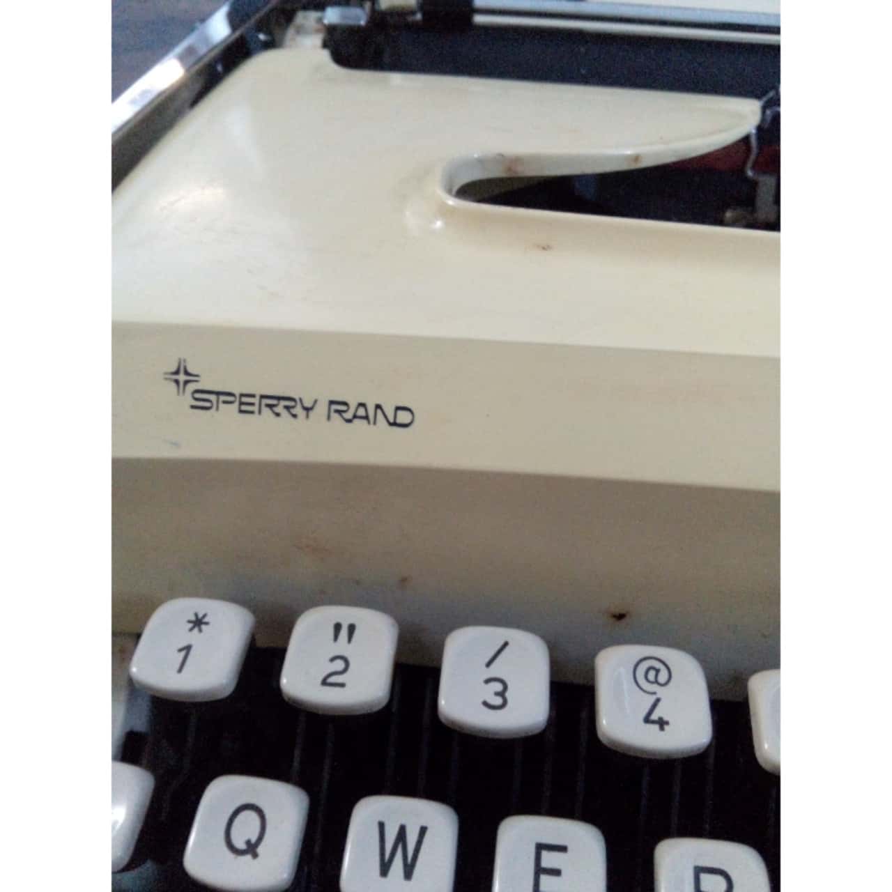 Remington Sperry Rand Ten Forty Typewriter