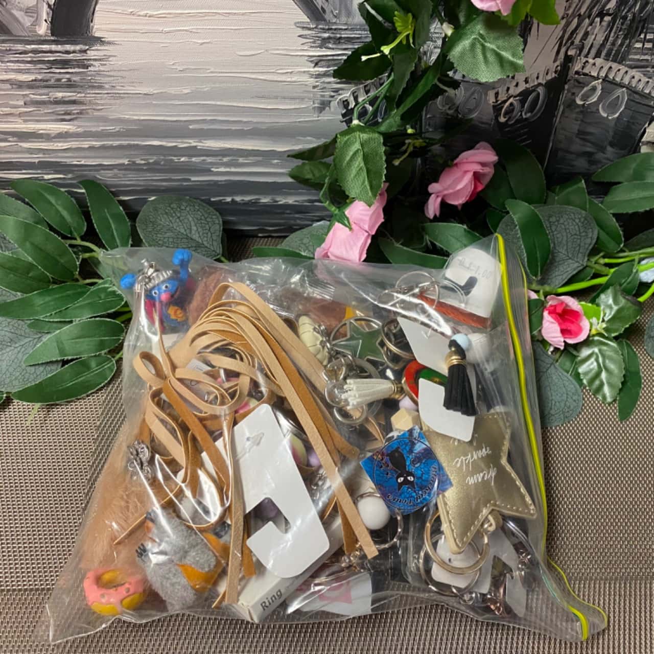 Bag 20- Mixed bag of assorted keyrings- please read description