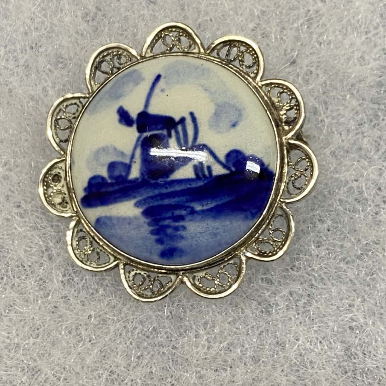 Women’s Vintage Delft Blue and 835 Silver Brooch (s)