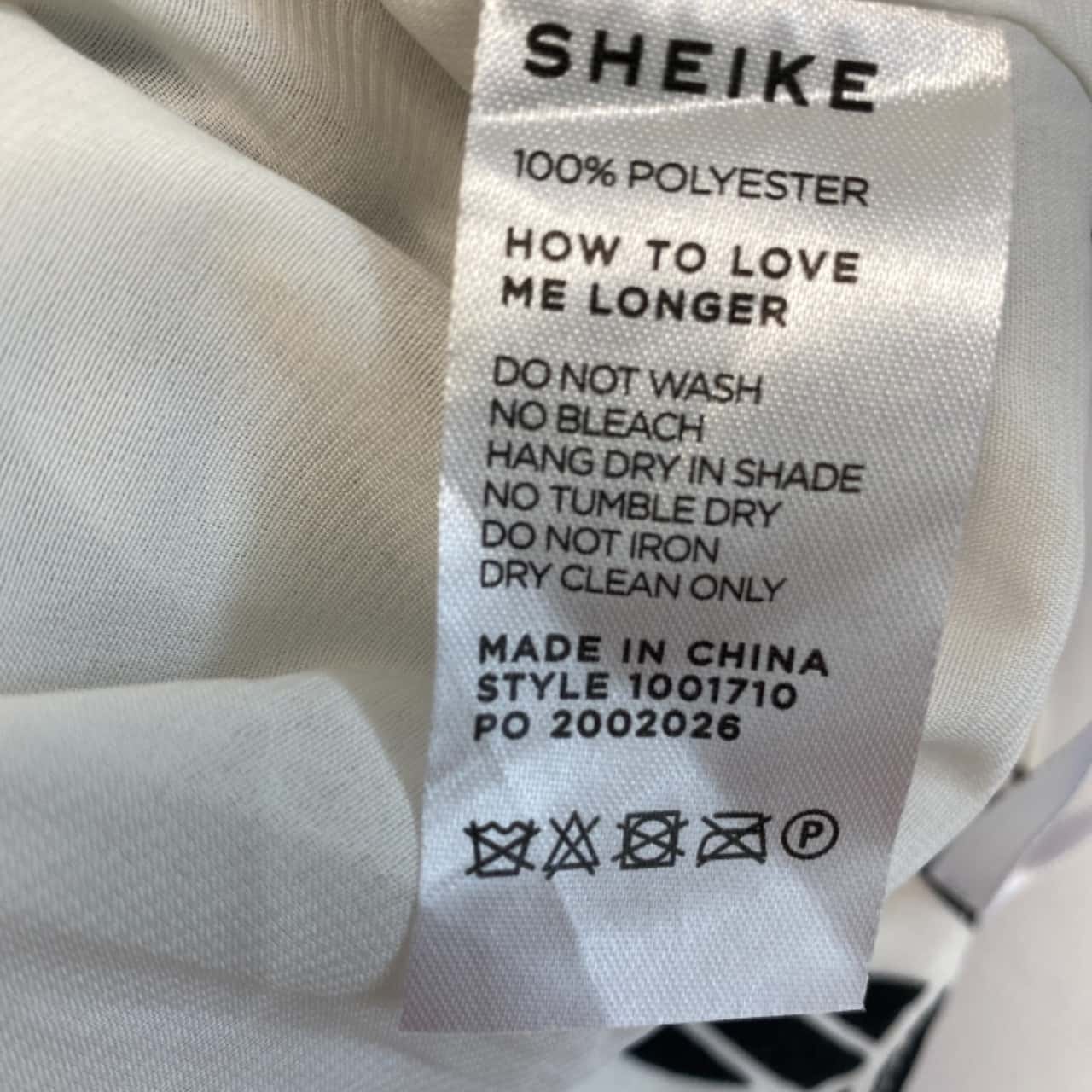 Sheike Womens Size 16 Pleated Skirt Black / Pattern / White (s)