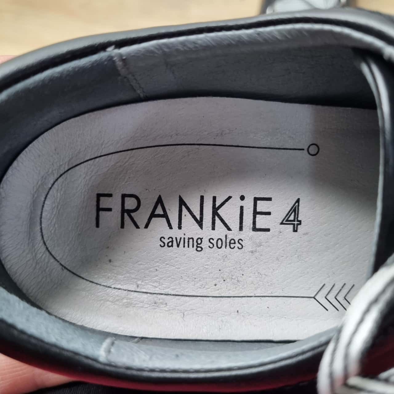 Frankie 4 Ellie IV Supportive Sneakers Size 7(s)