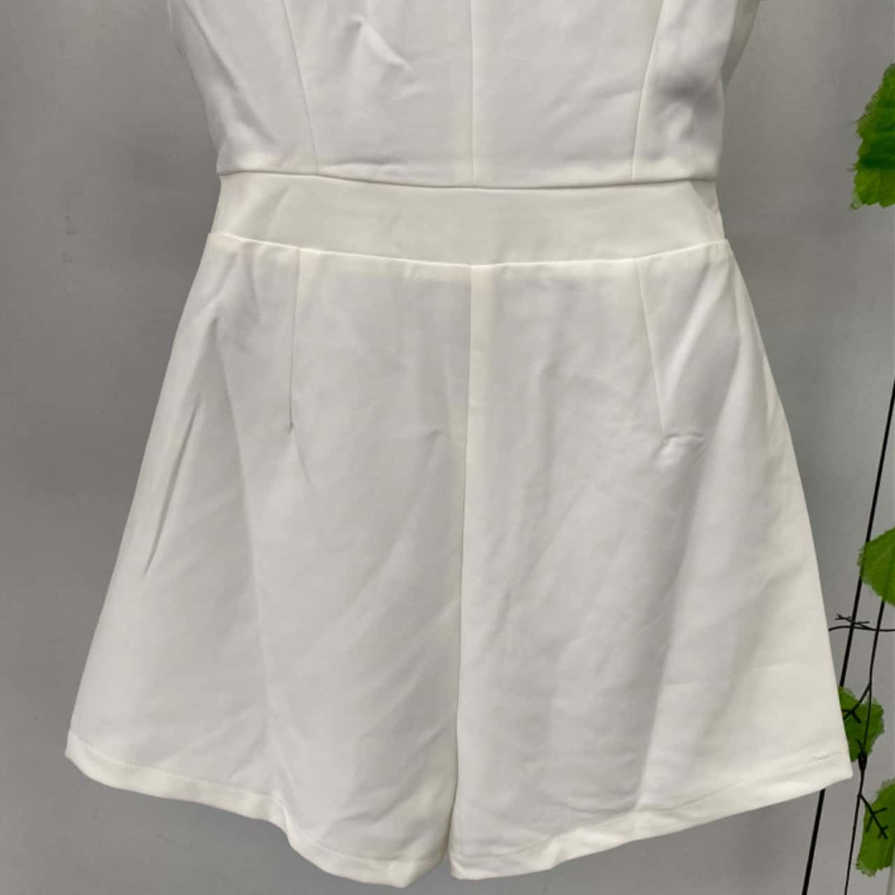 Womens PRINCESS POLLY Amara White Playsuit Brand New(s)