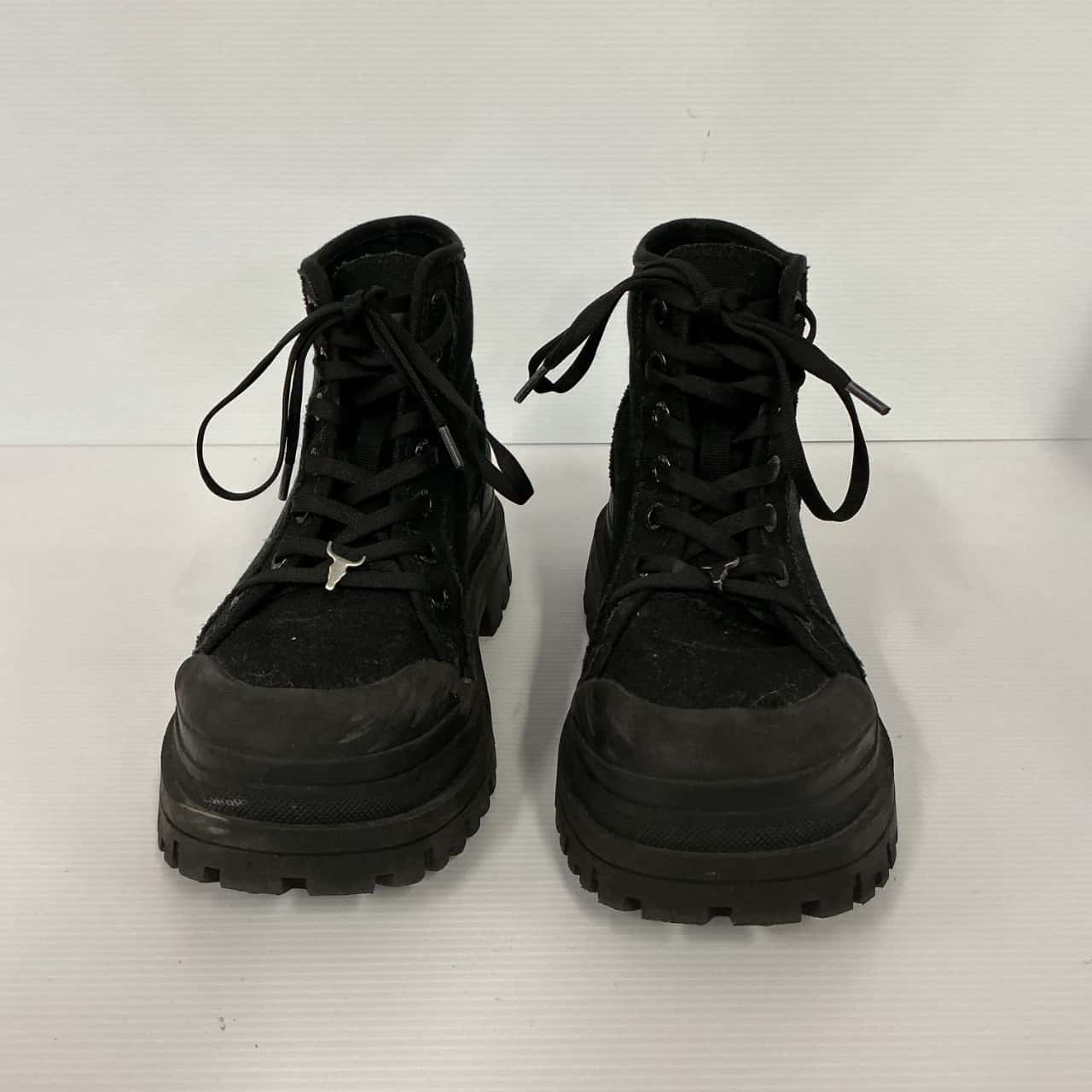 Windsor Smith Womens Size 9 Sneakers Deserve Black Canvas Chunky Boot