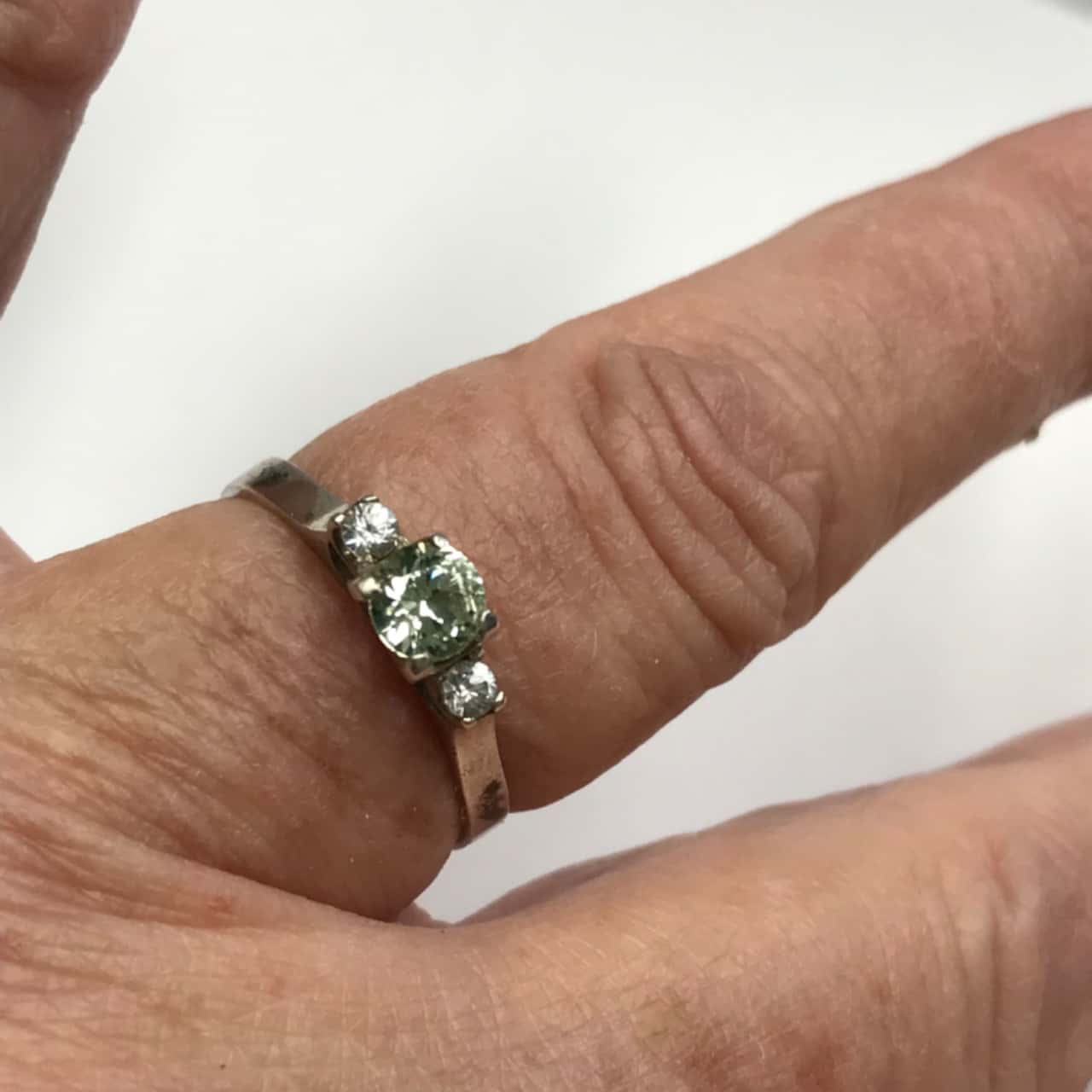 Womens 2 cm Diameter 925 Silver Ring with 1 Cubic Zirc Centre Stone & 2 ...