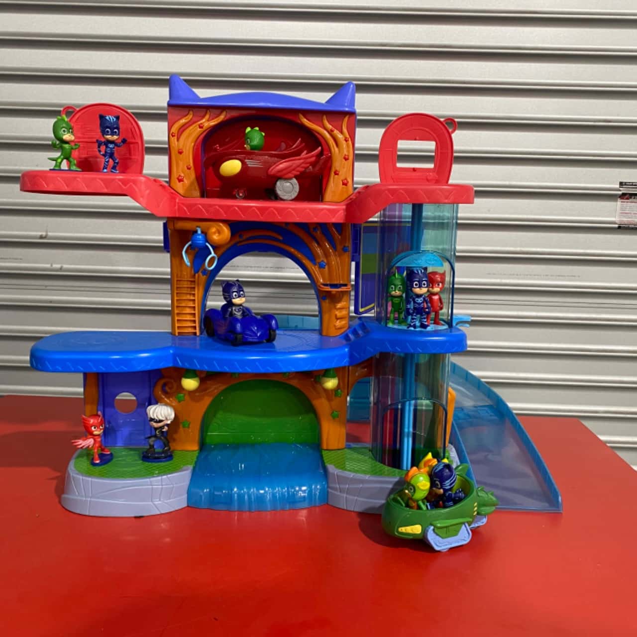 PJ MASKS TOY HOUSE/RAMP SET