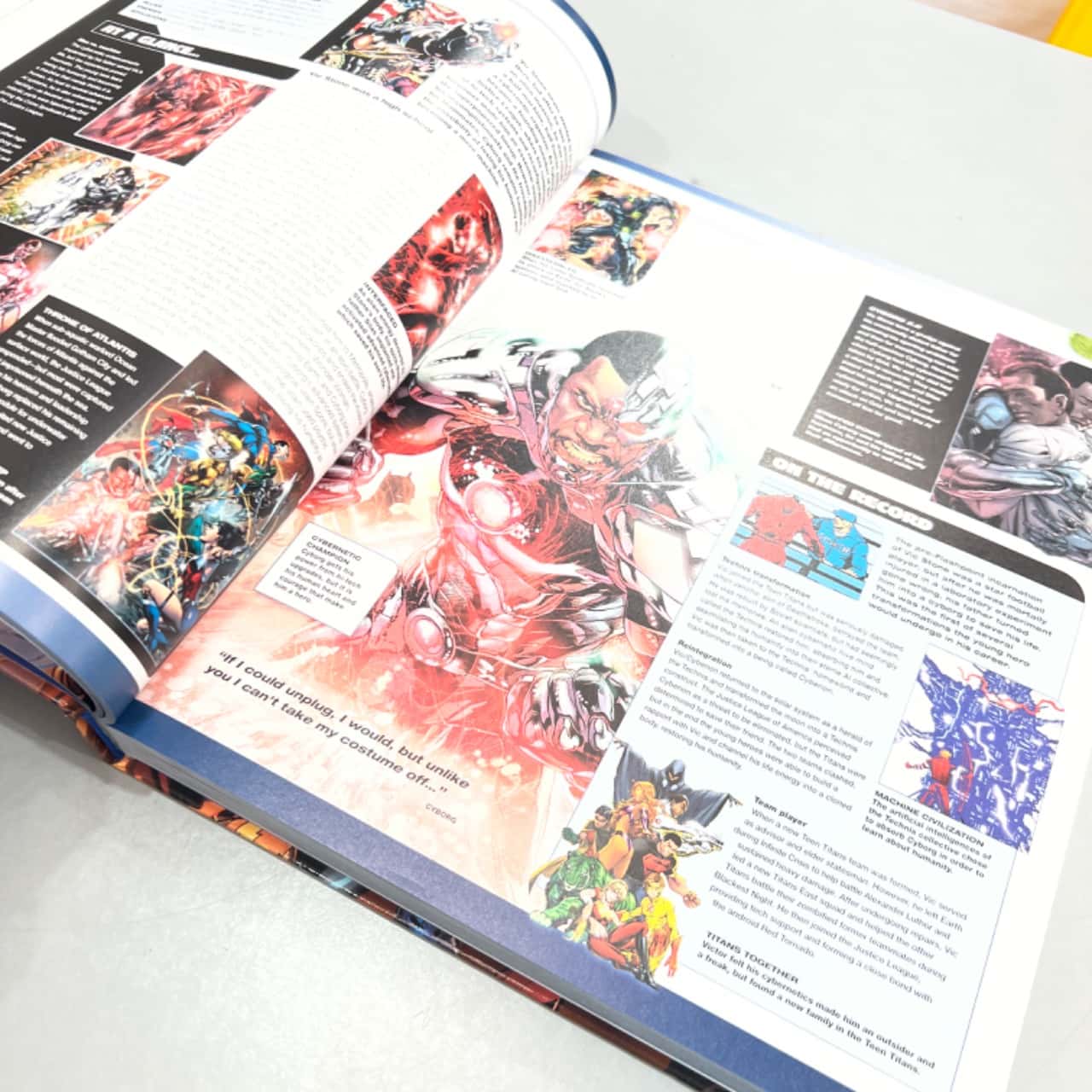 The DC Comics Encyclopedia: The Definitive Guide to the Characters of ...