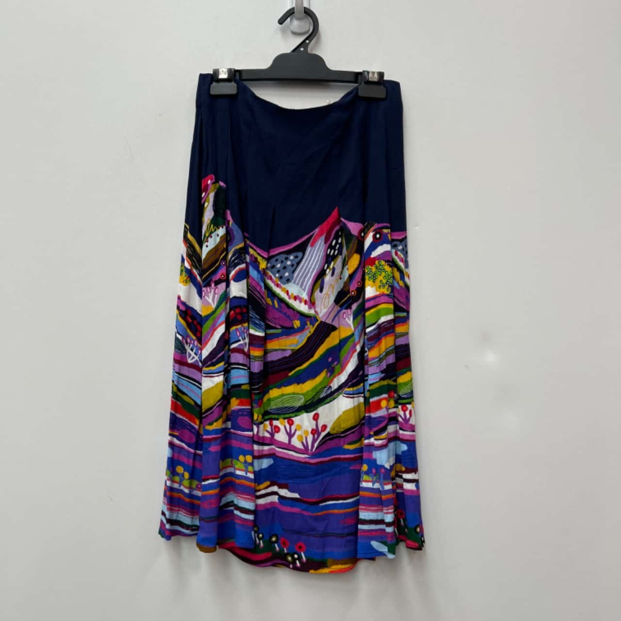 Gorman Size 8 Navy print midi Skirt (s)