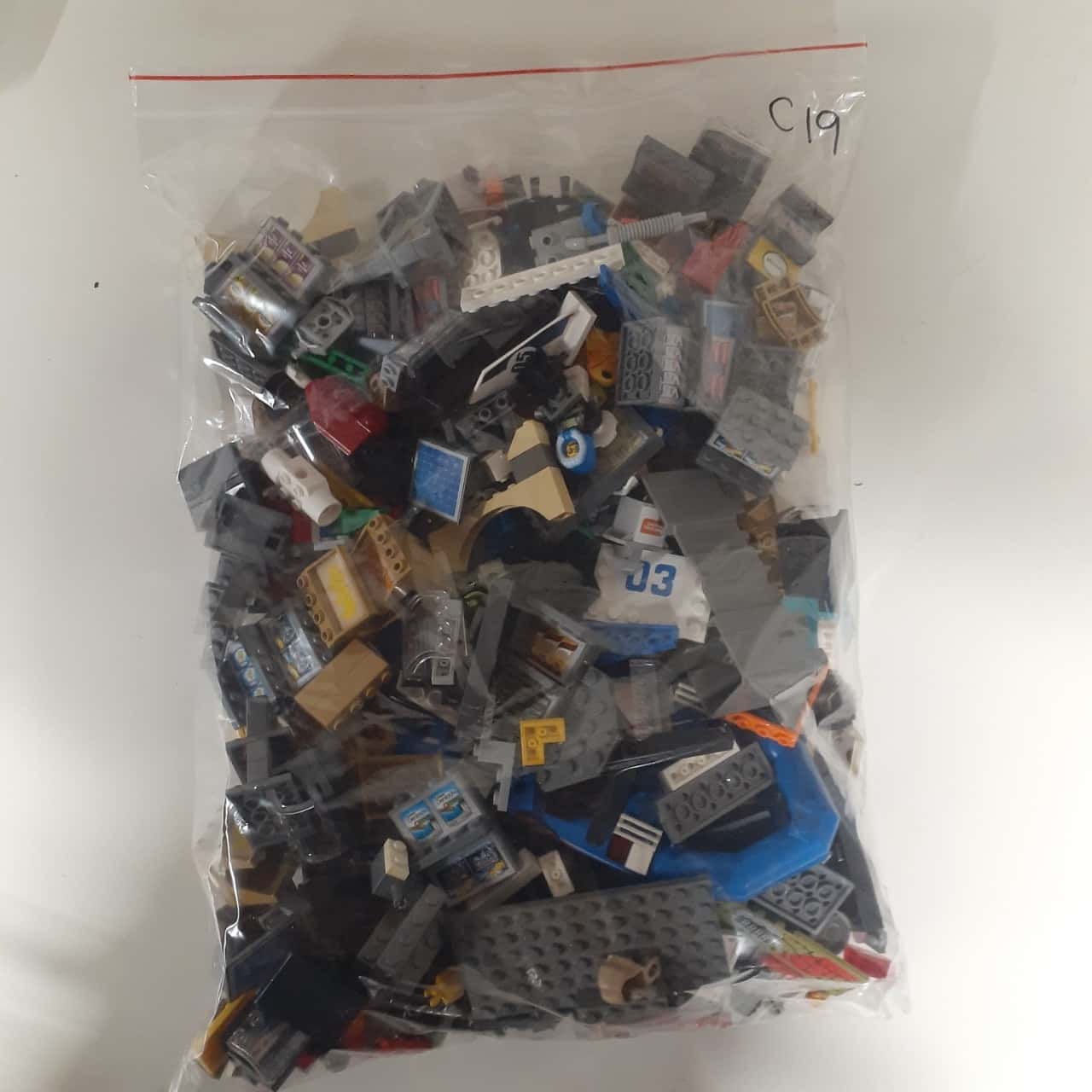 LEGO 1 kg assorted pieces