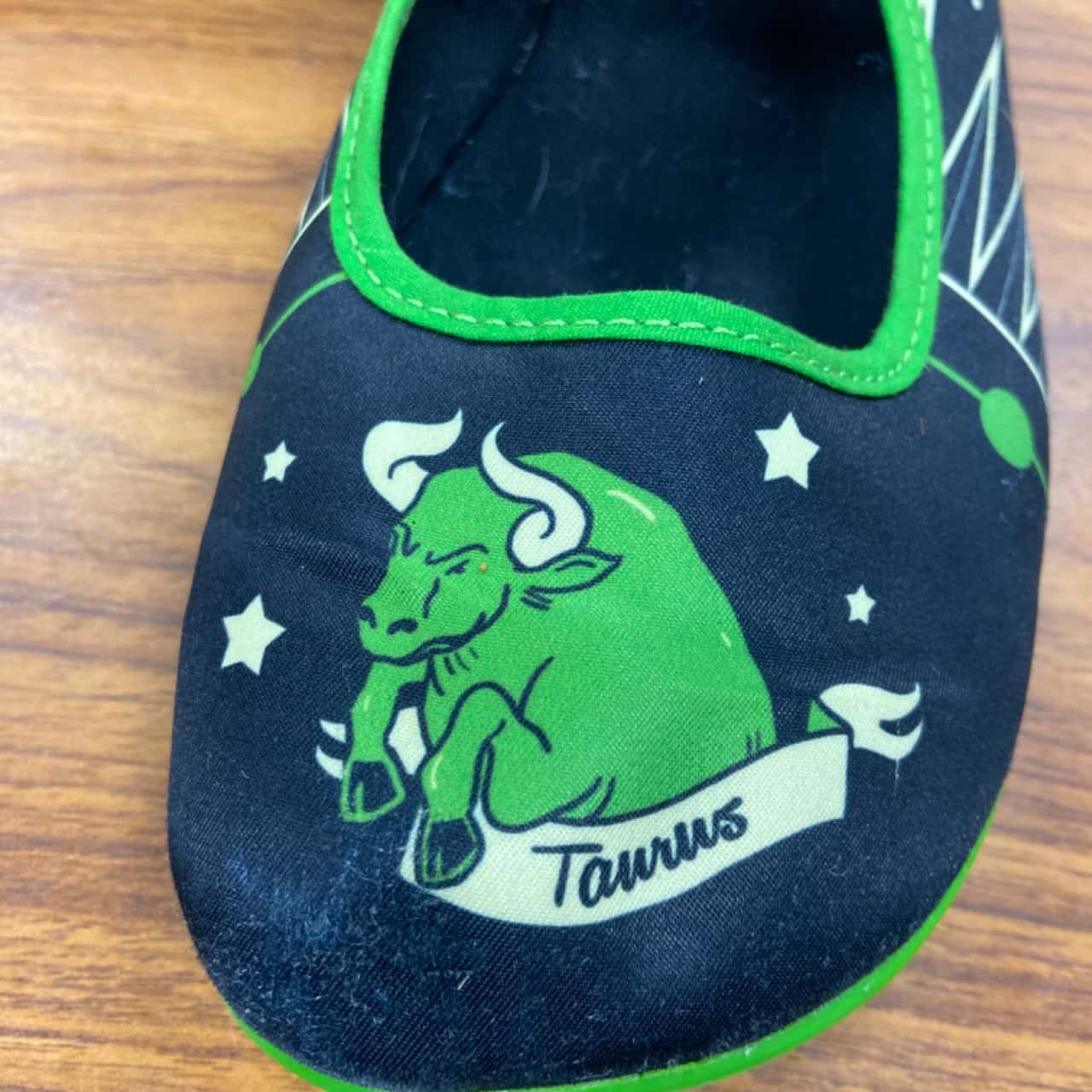 Other Womens Chocolaticas Size 40 Black / Green / Red (s)