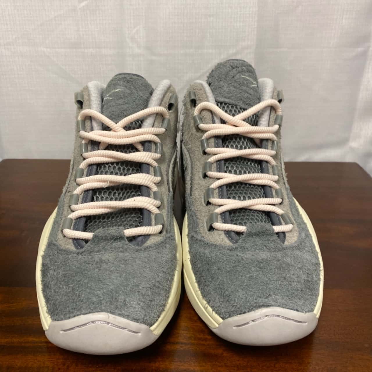 Reebok Mens Size 9 Shoes Suede and Leather(s)