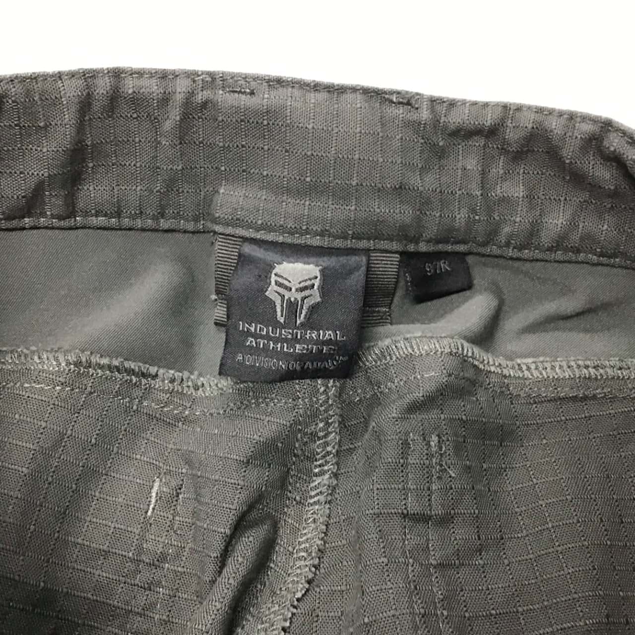 Industrial Athlete Mens Size 97R Khaki Green Cargo Pants with Knee Patch(s)