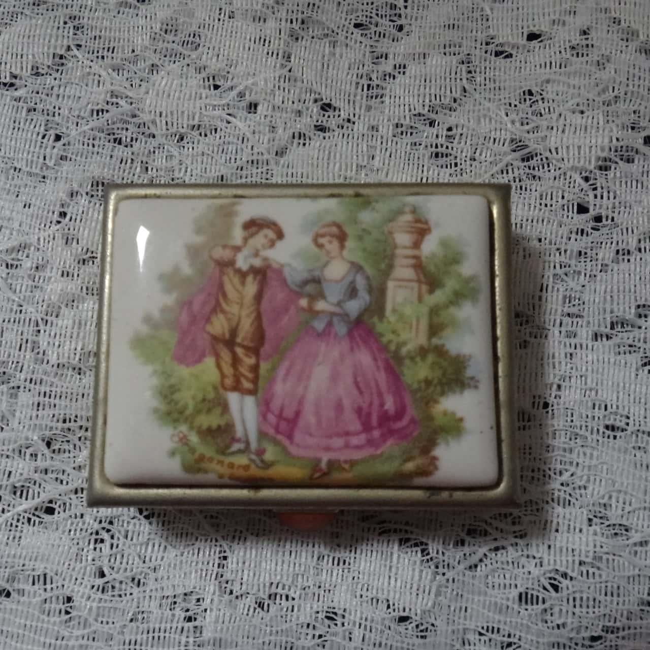 (New Lower Price!) Vintage Rectangular Pill Box Porcelain Fragonard(s)
