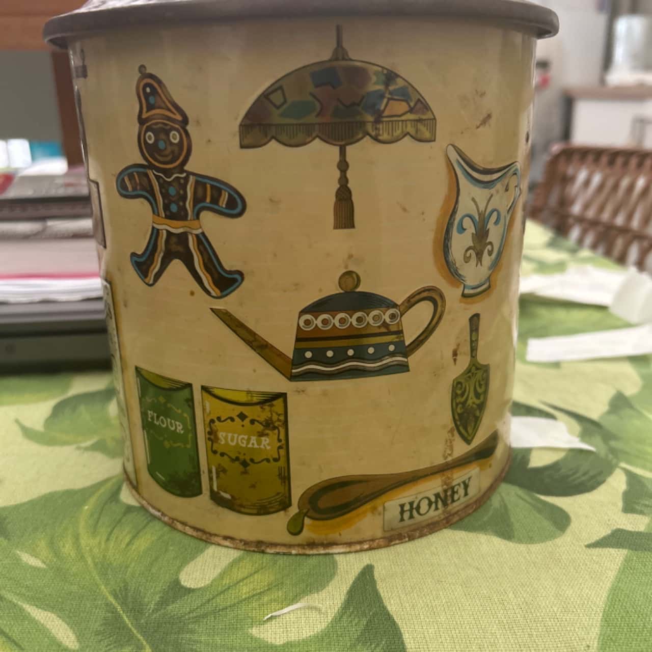 Vintage Somerset Biscuit Barrle Made in England (b13)(s)