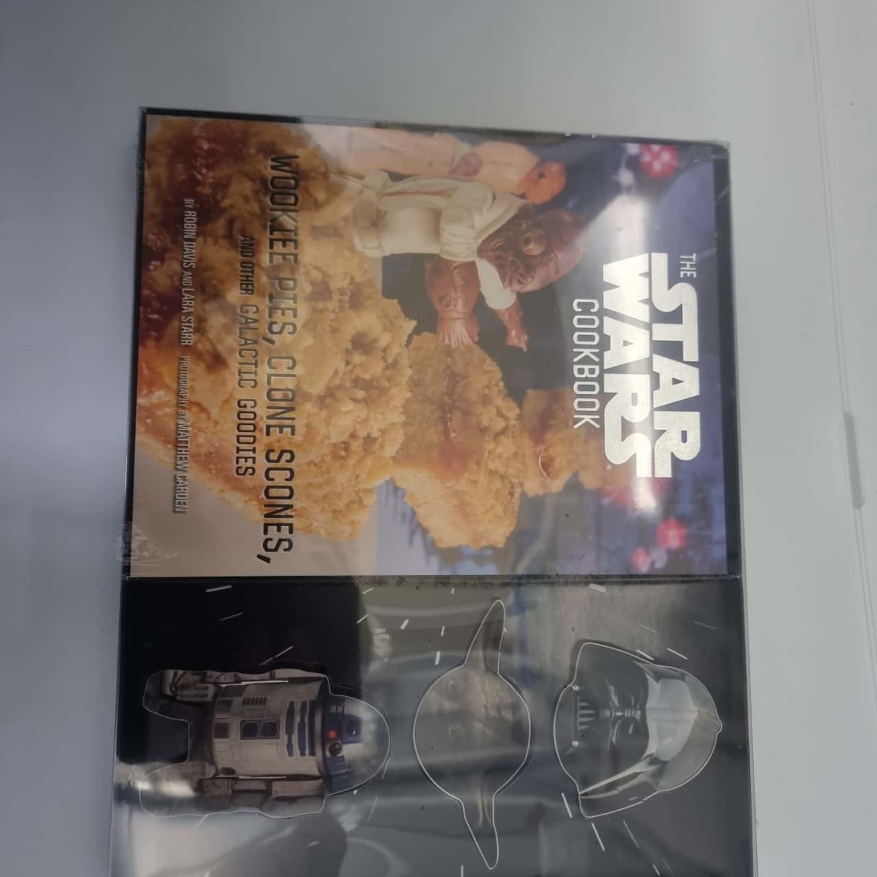Star Wars Cookbook And Cutters(s)