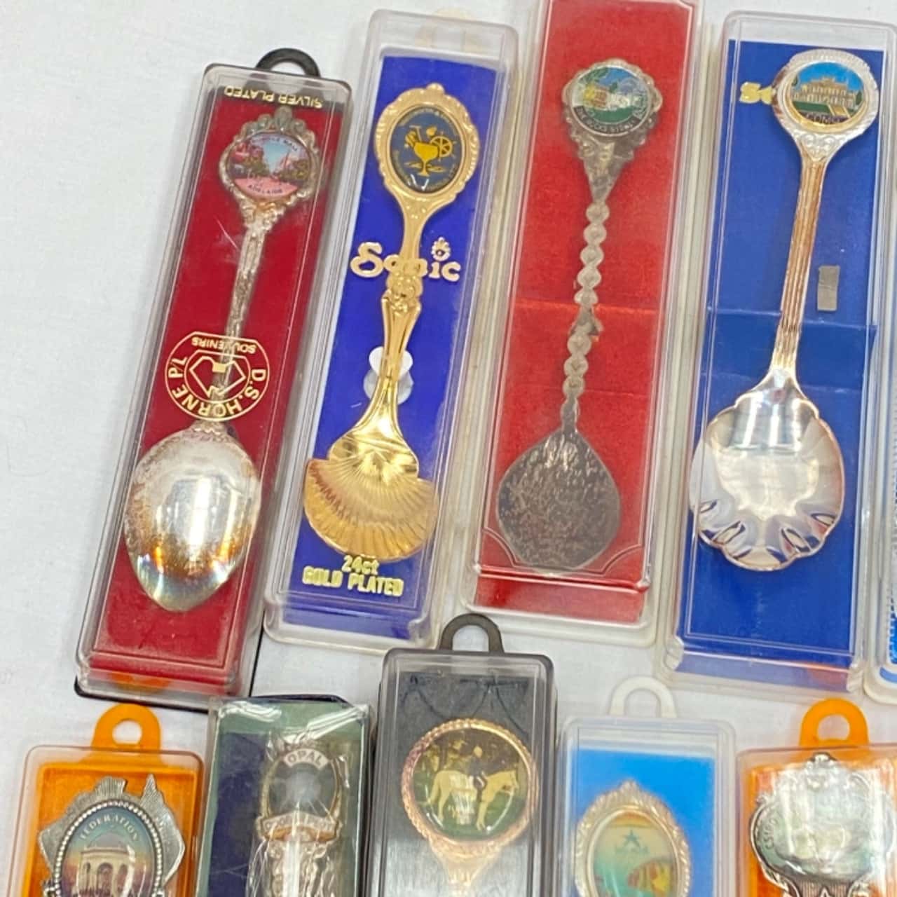 **REDDUCED TO SELL** Bulk Bundle Lot of 156 Collectable Souvenir ...