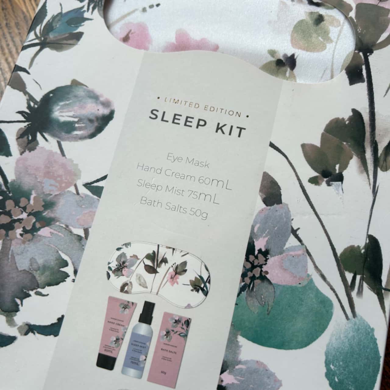 Limited Edition sleep kit (s)