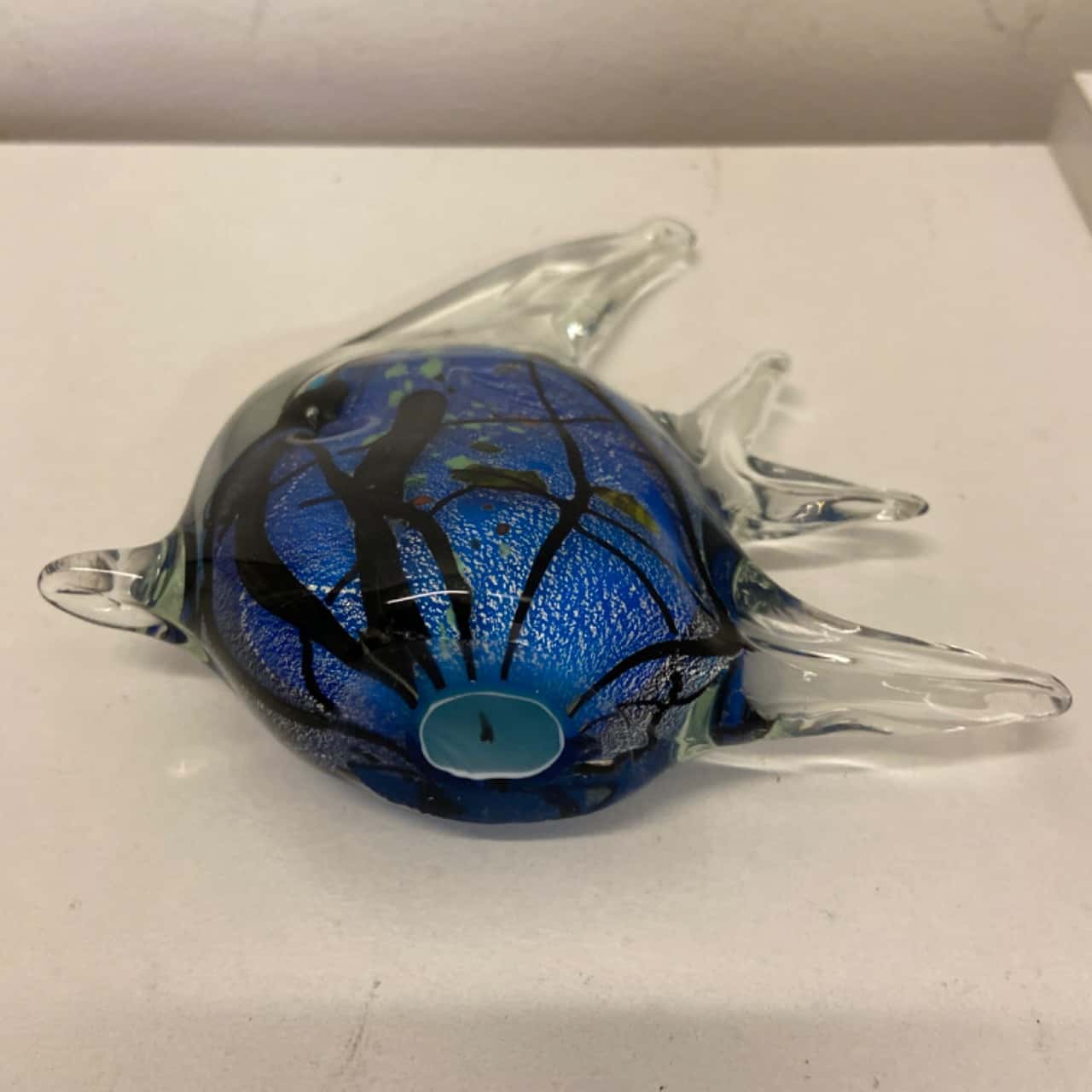 Rikaro Glass fish paperweight (s)